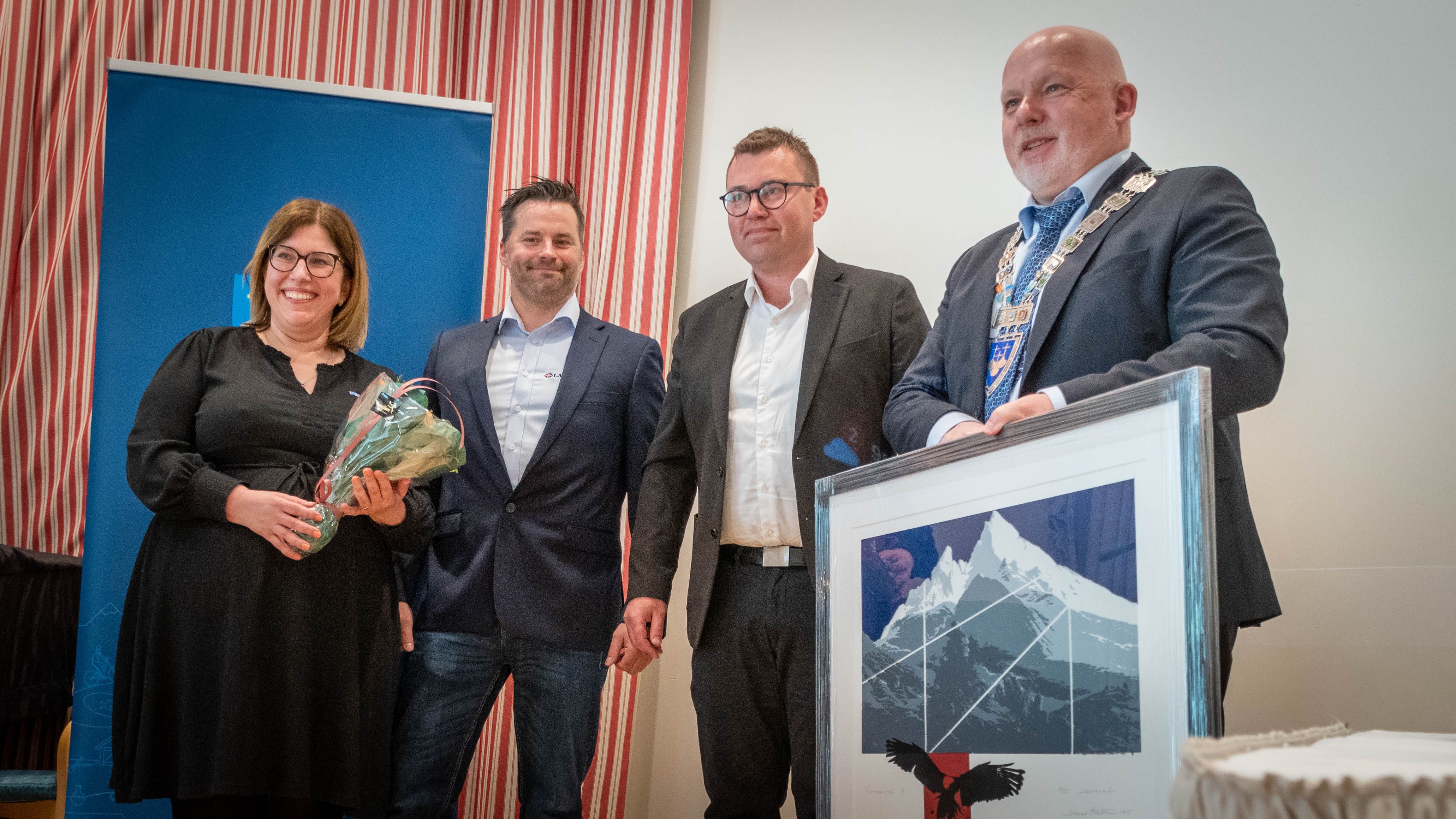 Langset Mek. fikk gjev pris: – Prisvin­neren viser at det er mulig ...