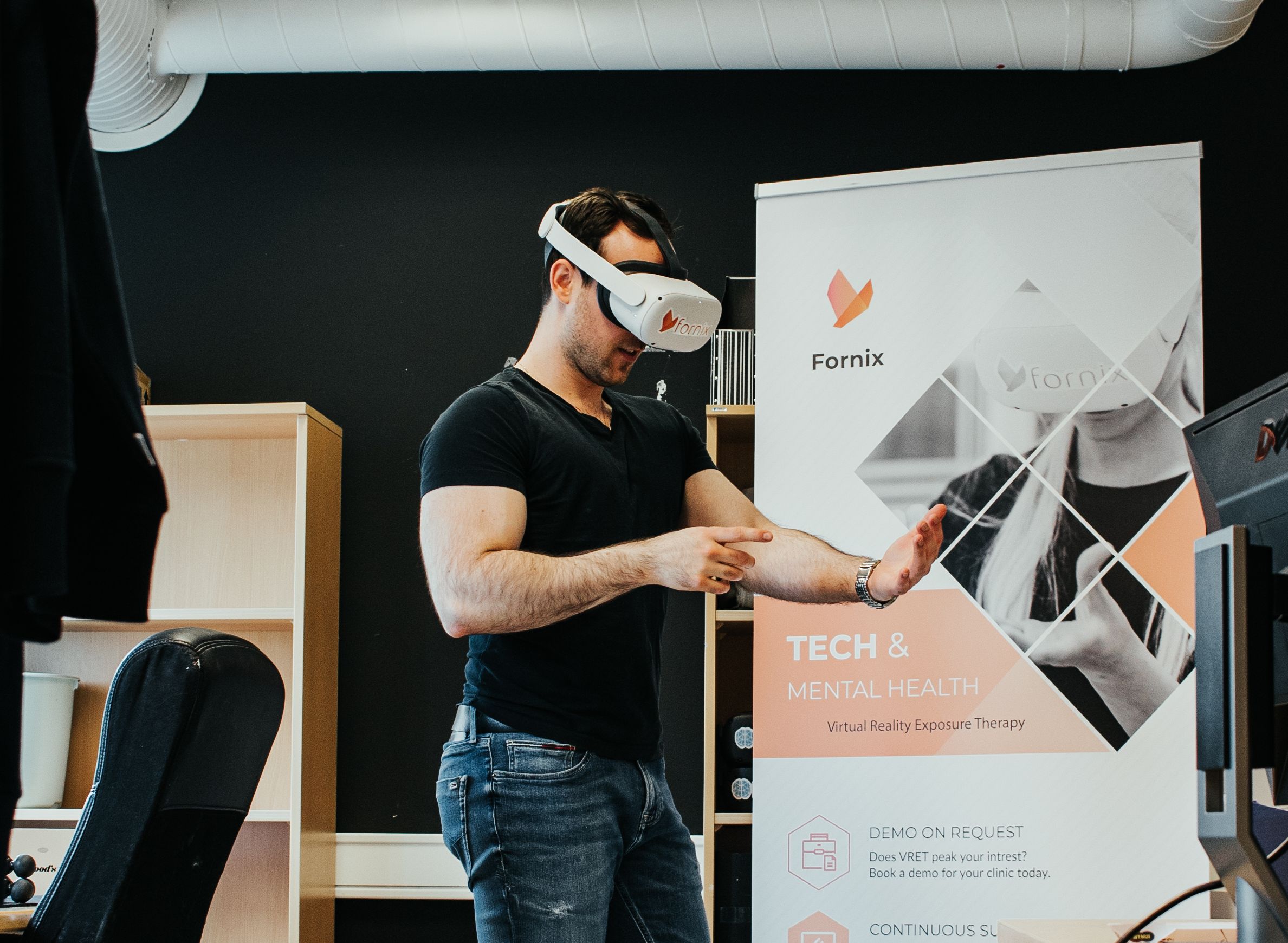 Kurerer angst og fobier med virtuell virkelighet: – Eksponeringterapi ...