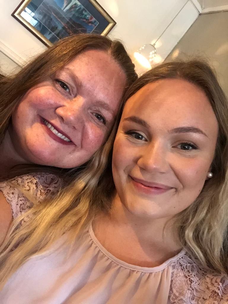 Fride (25) tok sitt eget liv – nå vil mamma Lin hjelpe andre - rbnett.no