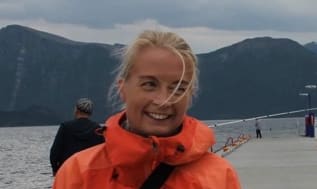 «Summingen fra fluene, den hører jeg fortsatt - fluesprayen er kjøpt ...