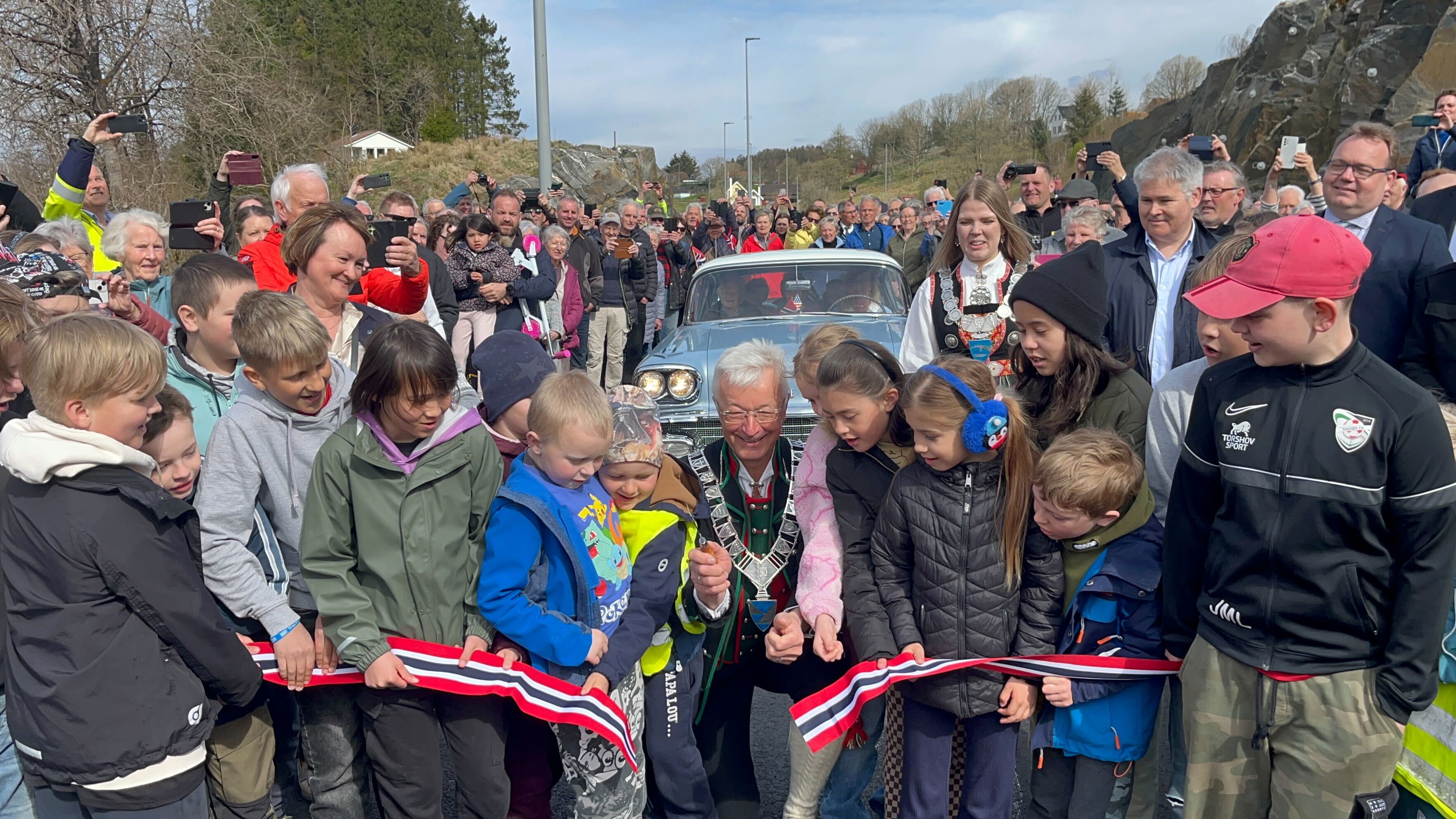 Her blir vegen opna - strilen.no