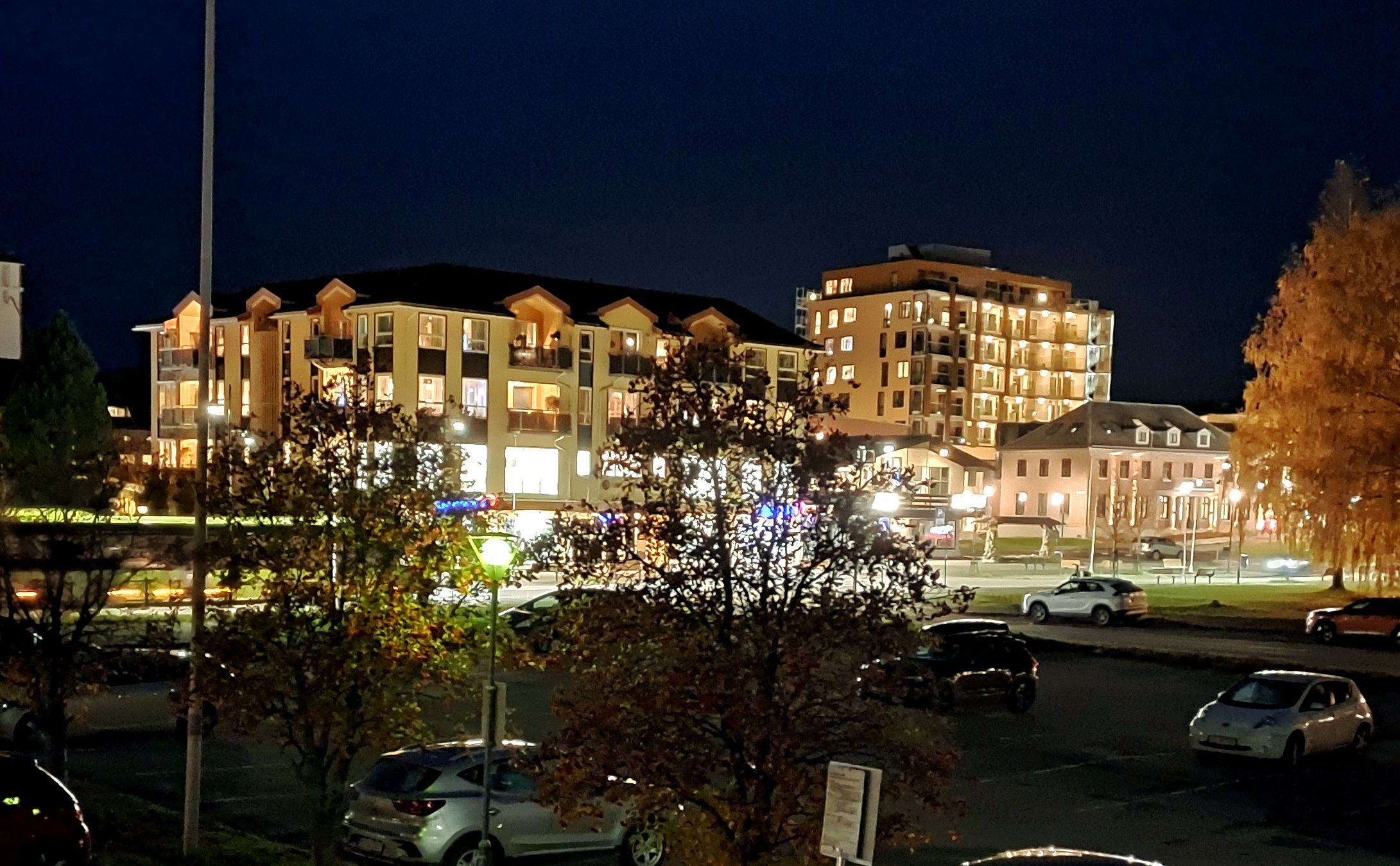 Melhus by night – litt som en europeisk storby - tronderbladet.no