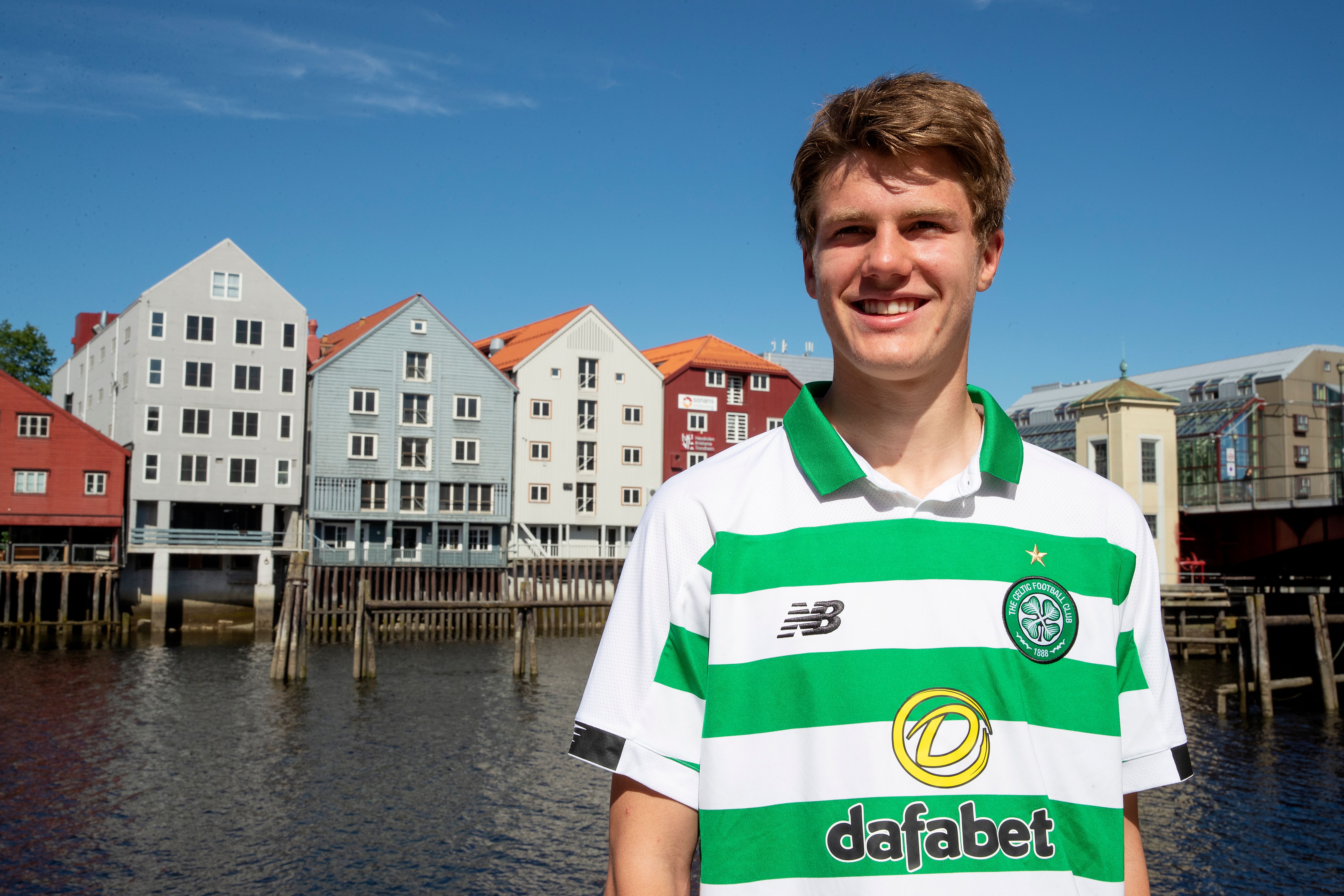Trønder lånes ut til ny engelsk klubb - adressa.no
