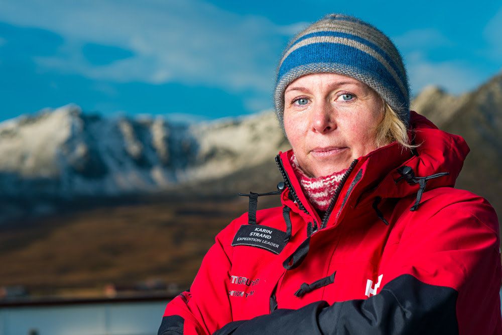 Polfarar blir gudmor til hurtigruteskip - vikebladet.no