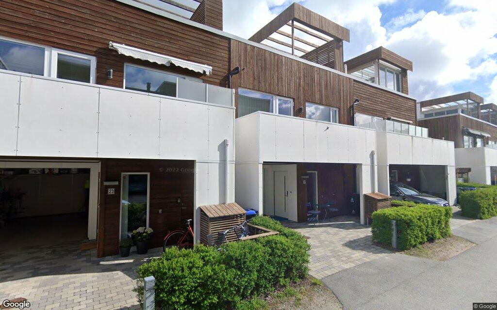 Rekkehuset i Mandal sentrum er akkurat solgt. Kjøperen måtte ut med ...