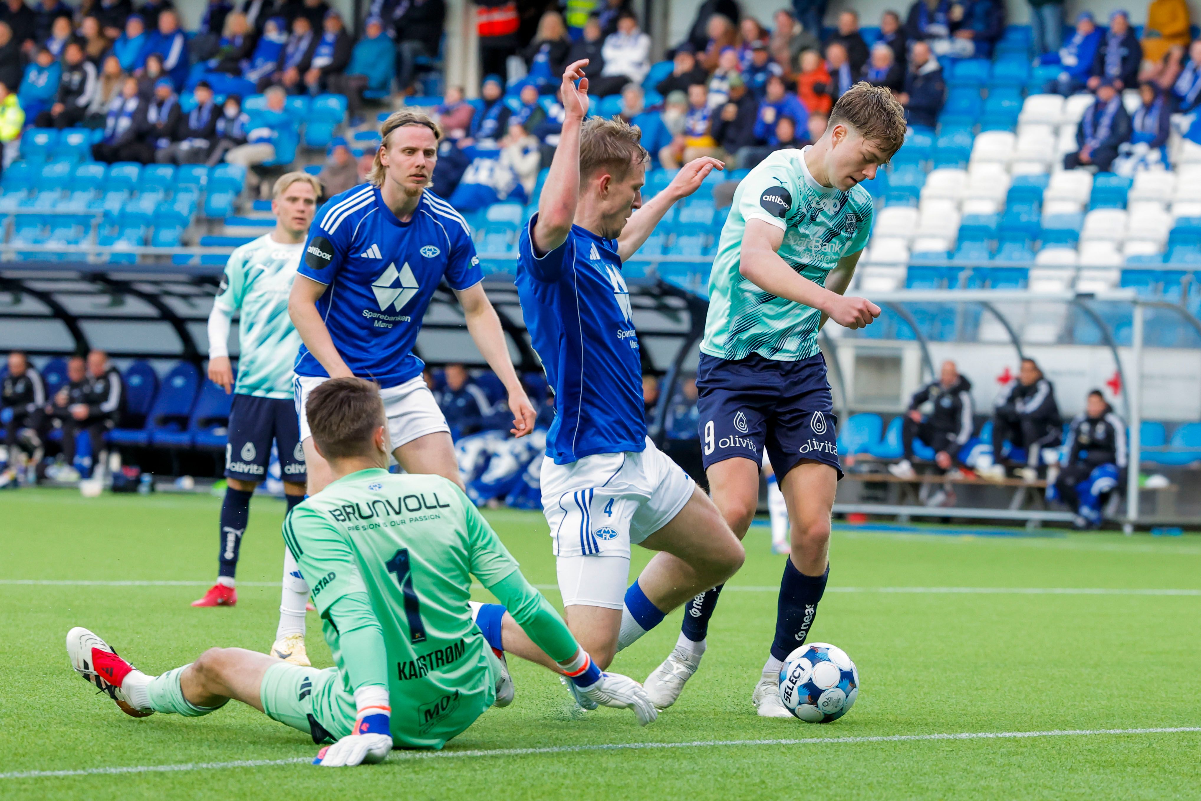 Sander Kilen senket Molde med hattrick da Kristiansund vendte 0-2 til 4 ...