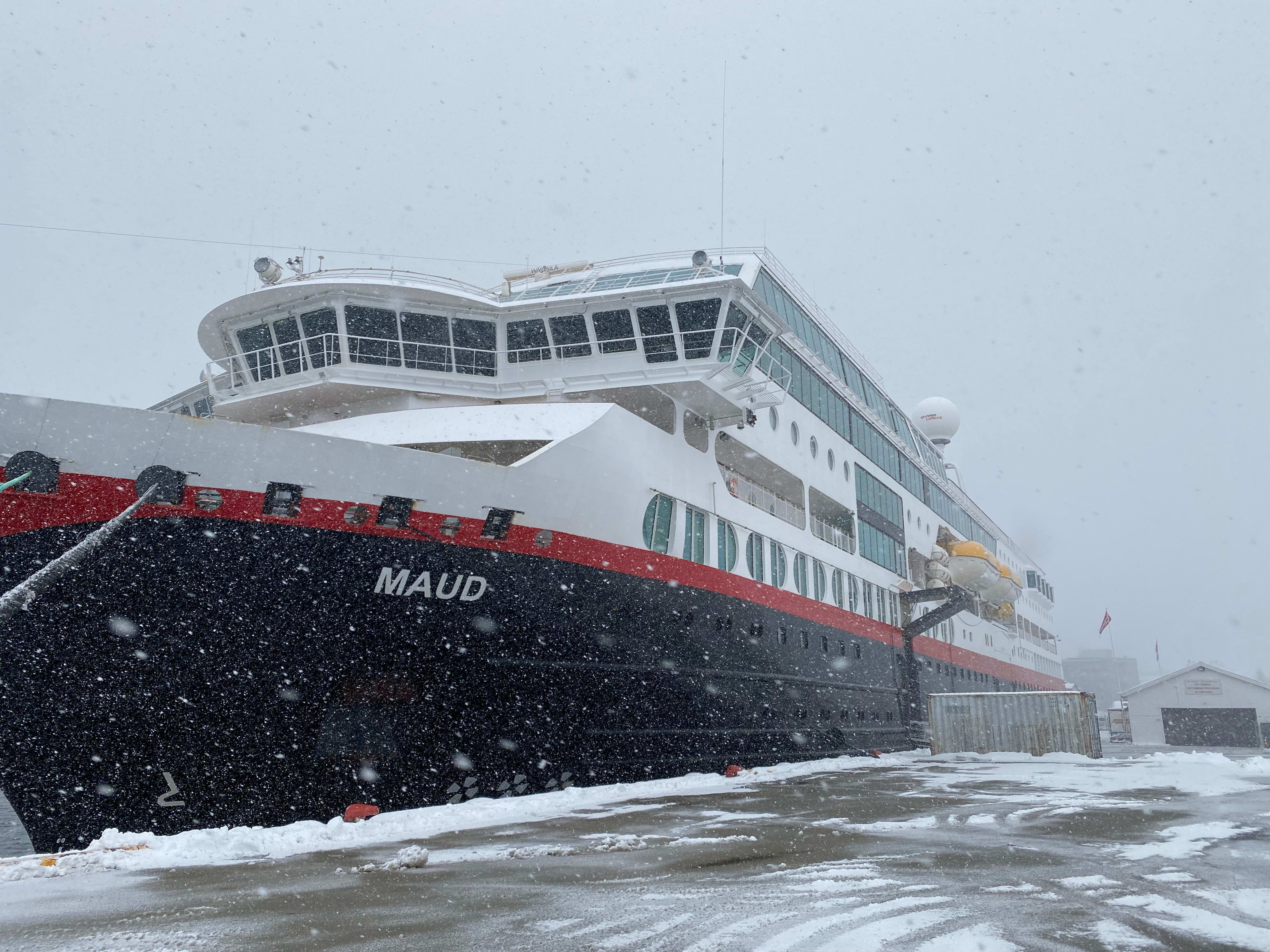 Trøbbel for MS «Maud» i Nordsjøen: – Har fått slått inn vinduer og hatt ...