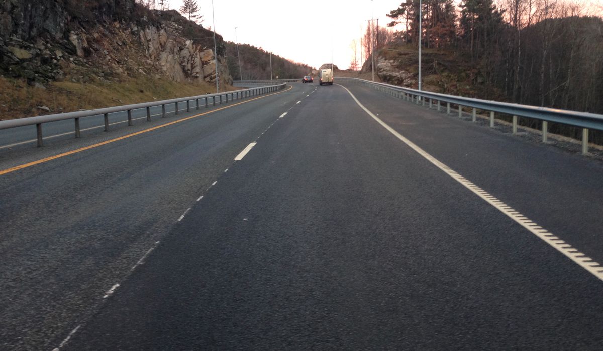 Tryggere vei og mer vei for pengene - l-a.no Tryggere vei og mer vei for pengene - l-a.no