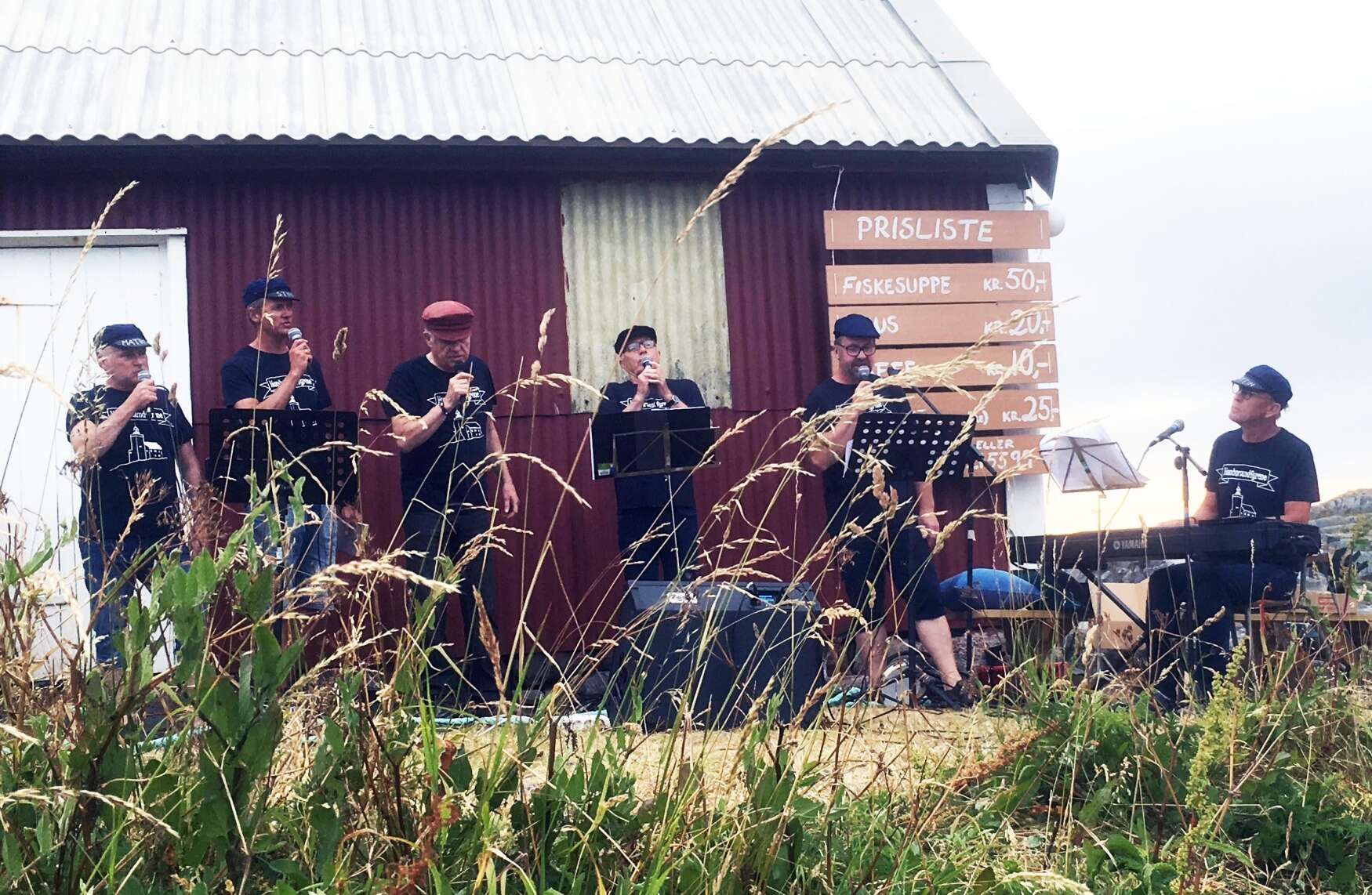 Homborsundfyrene holdt sin første konsert på fyret - gat.no