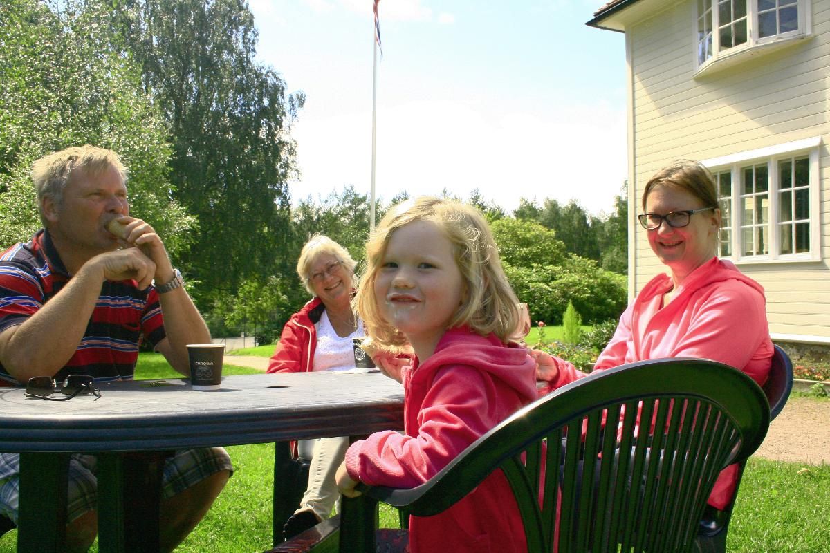 Forelska i plassen - l-a.no