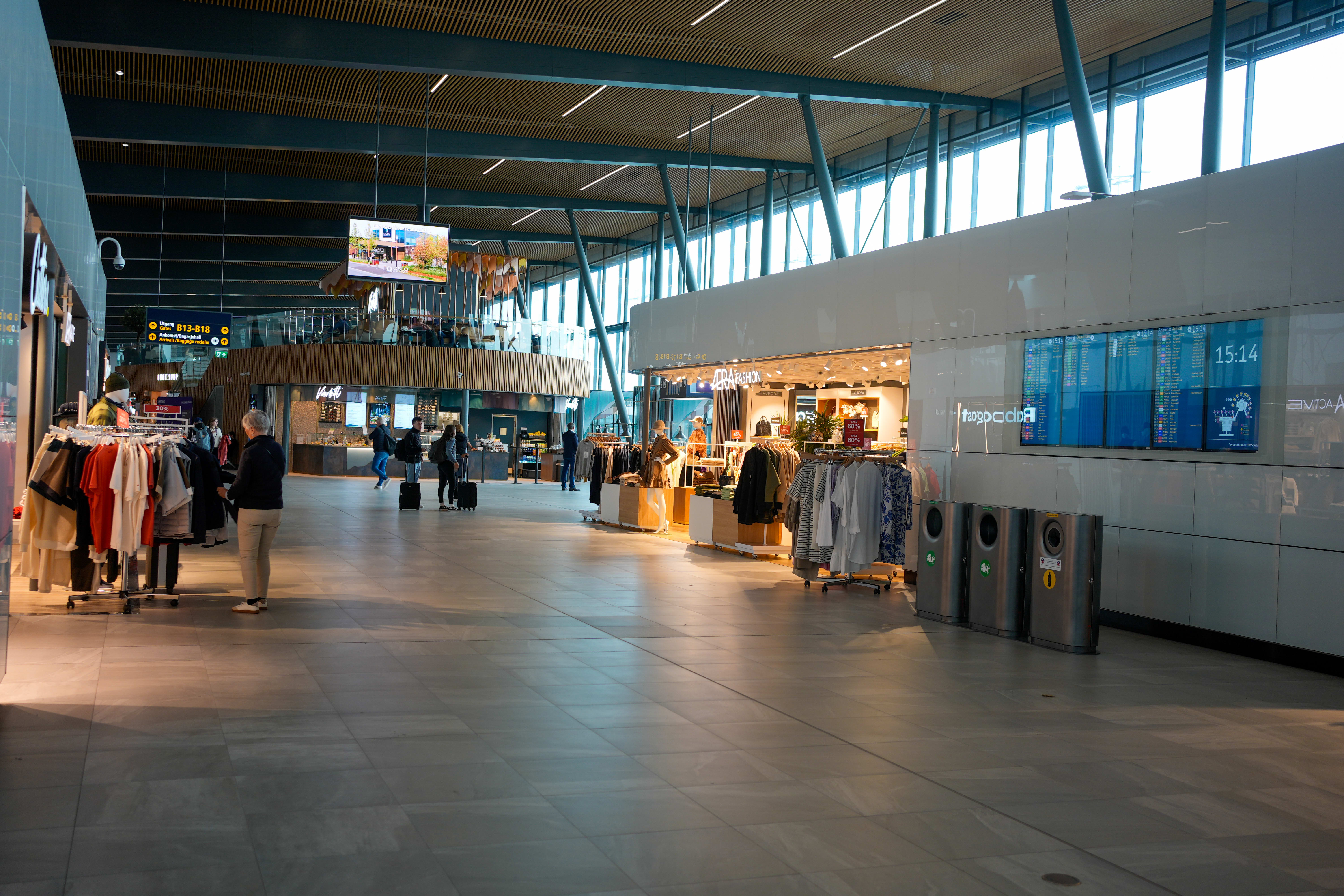 Parat claims SAS engages in strike-breaking - warns of international ...