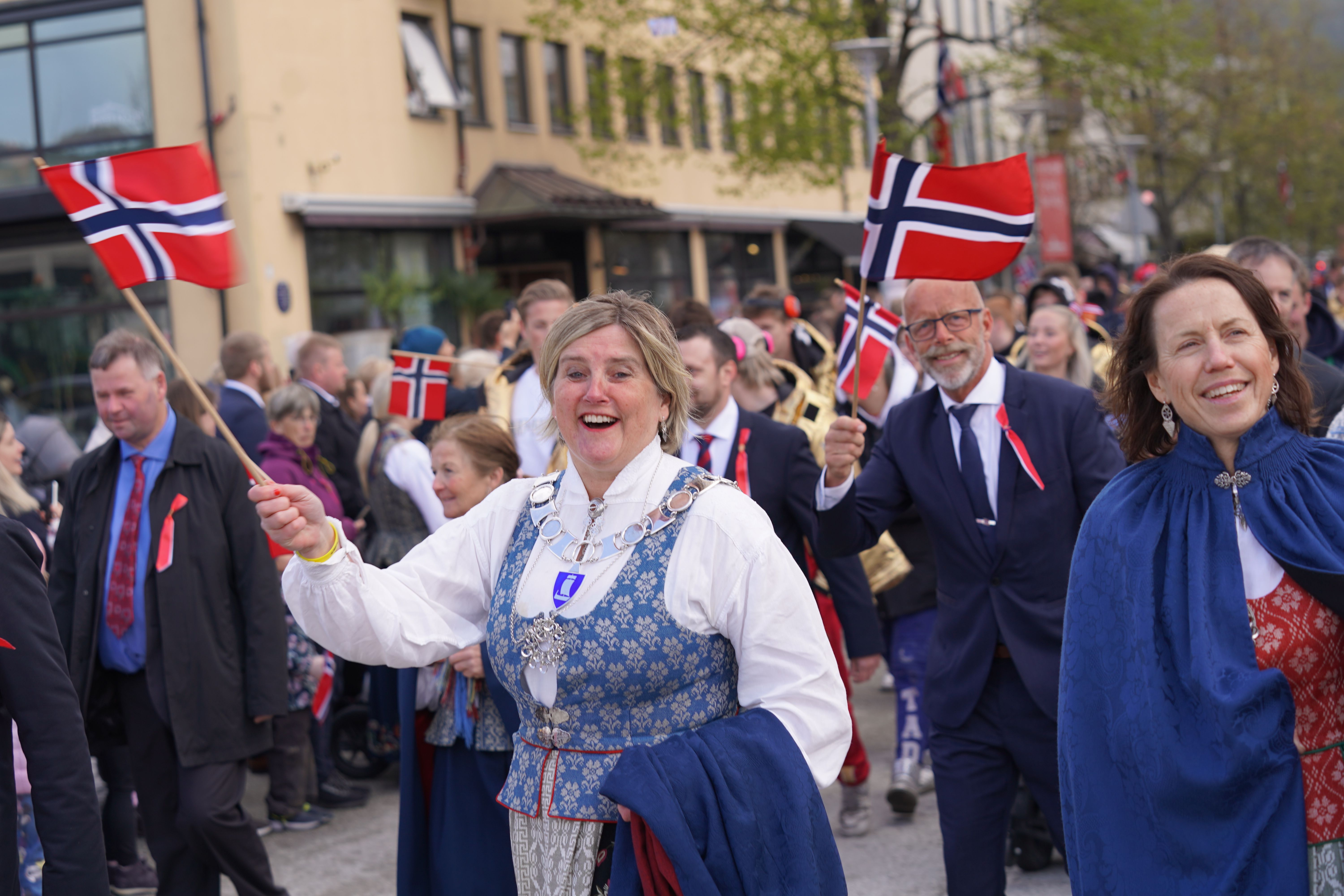 Vi har alle et ansvar for å se, bry oss, lytte og si i fra - steinkjer24.no