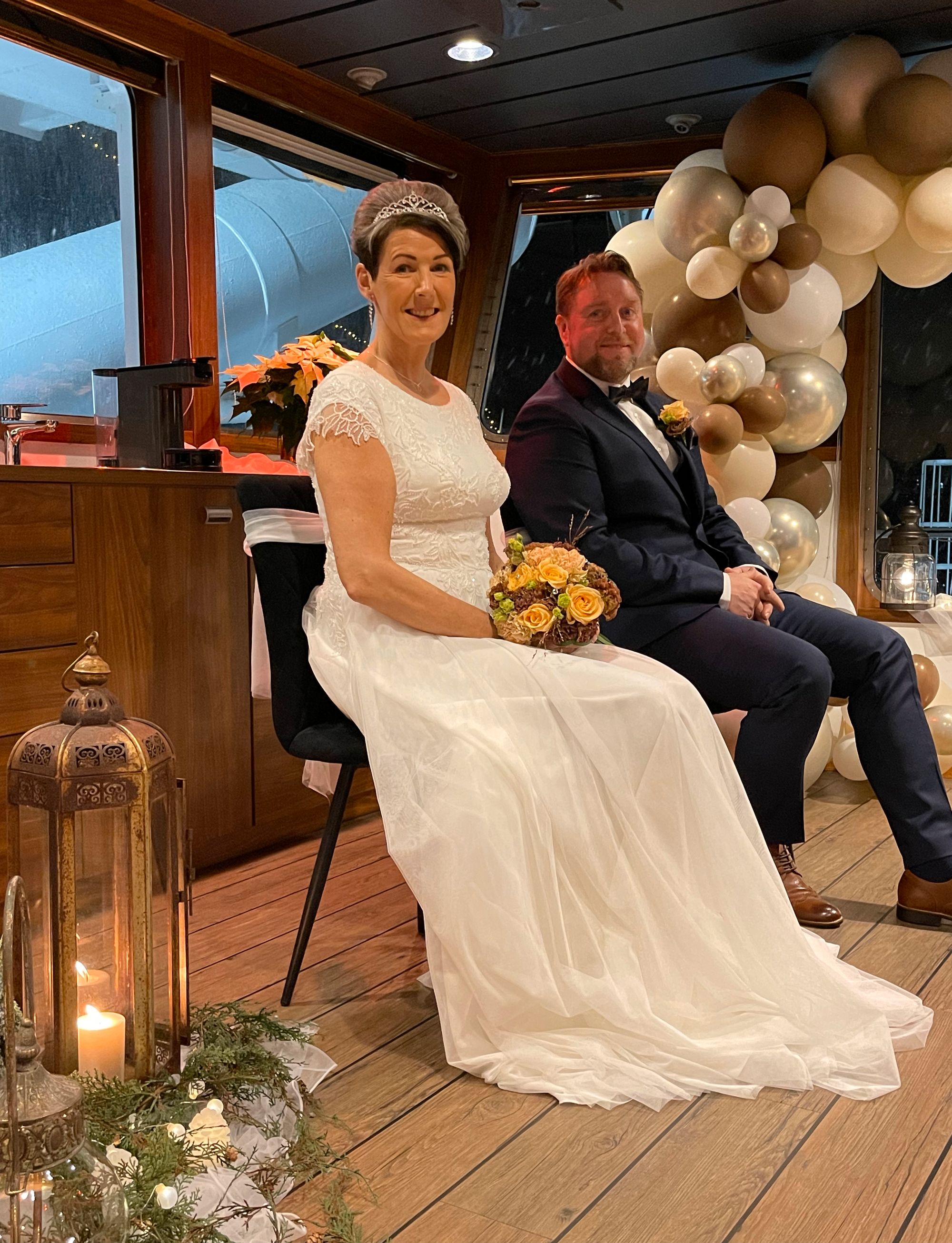 Giftet seg på broen