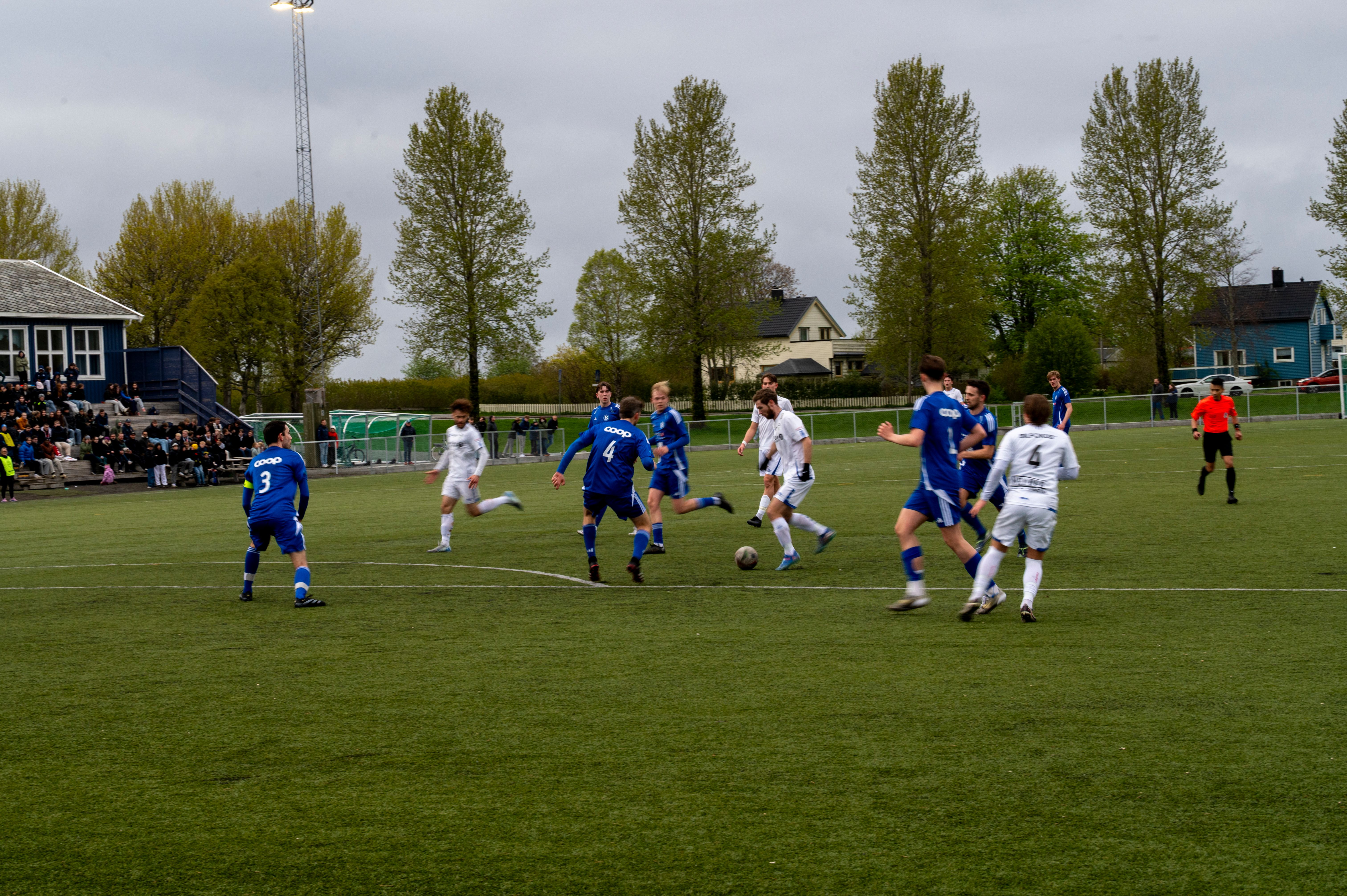 Robert skjøt BIL til seier - banett.no