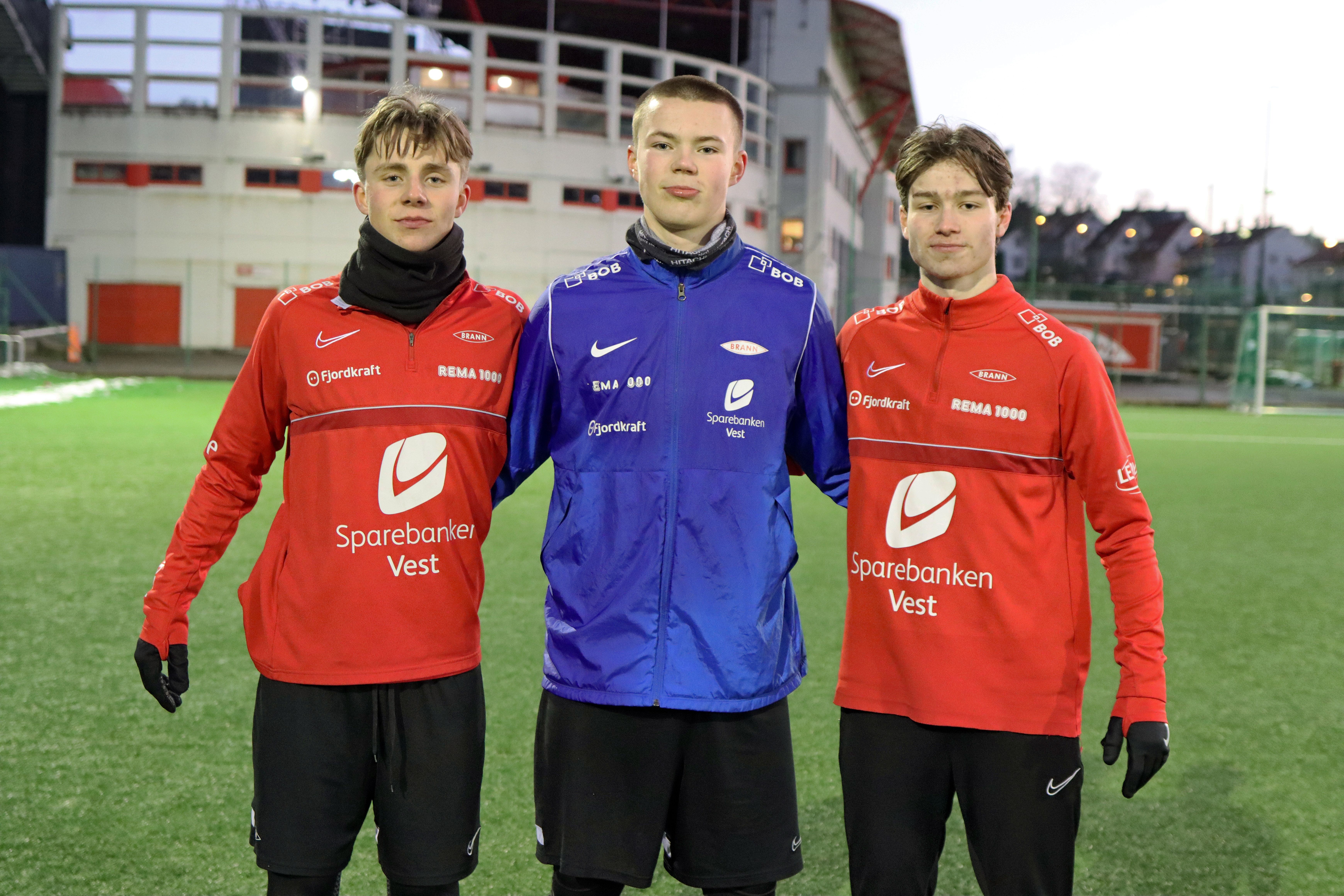 De er unge, talentfulle og full av pågangsmot. Drømmen er A-laget - av ...