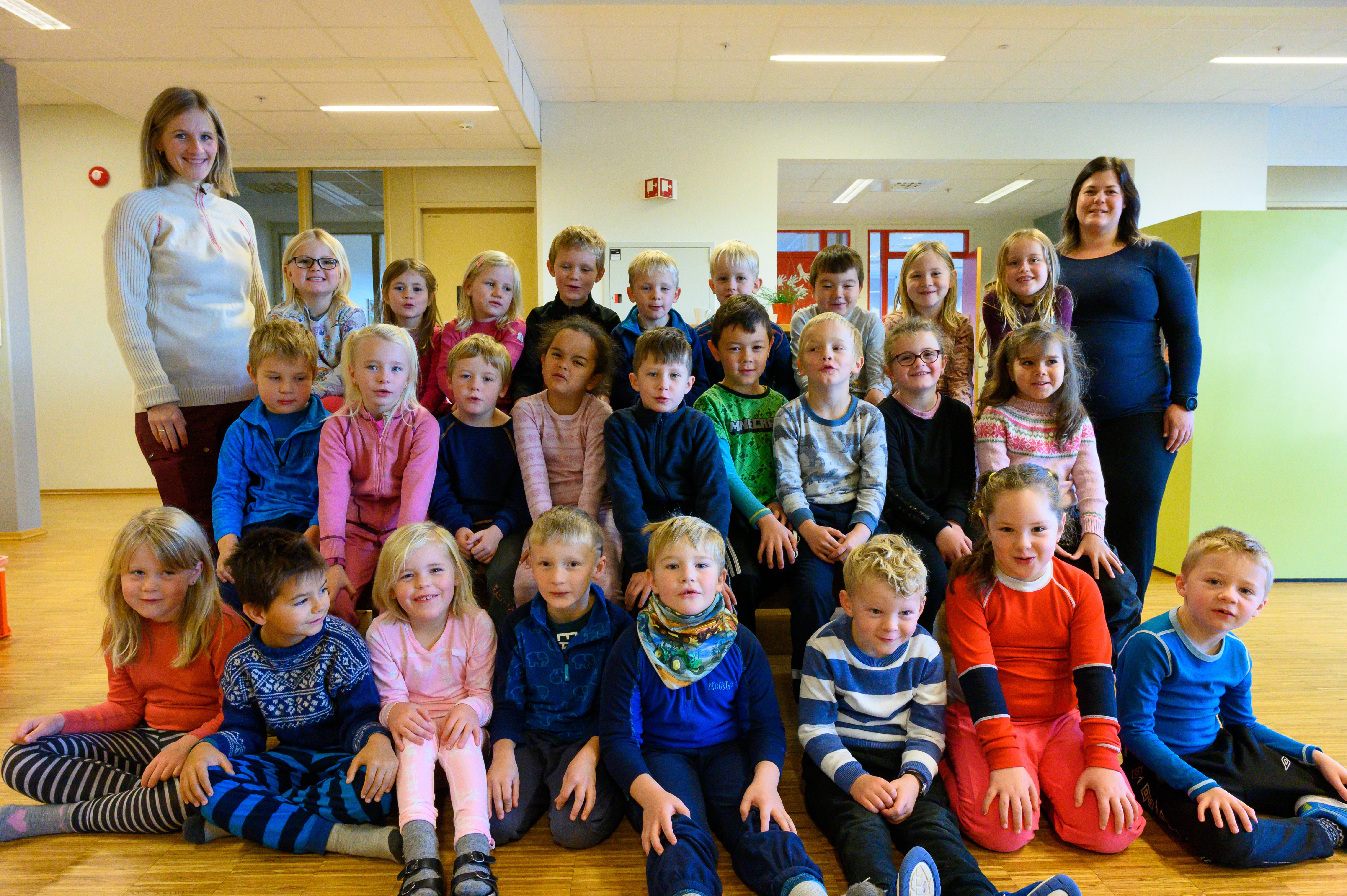 Kjenner du igjen noen av disse? Her er alle årets førsteklassinger i ...