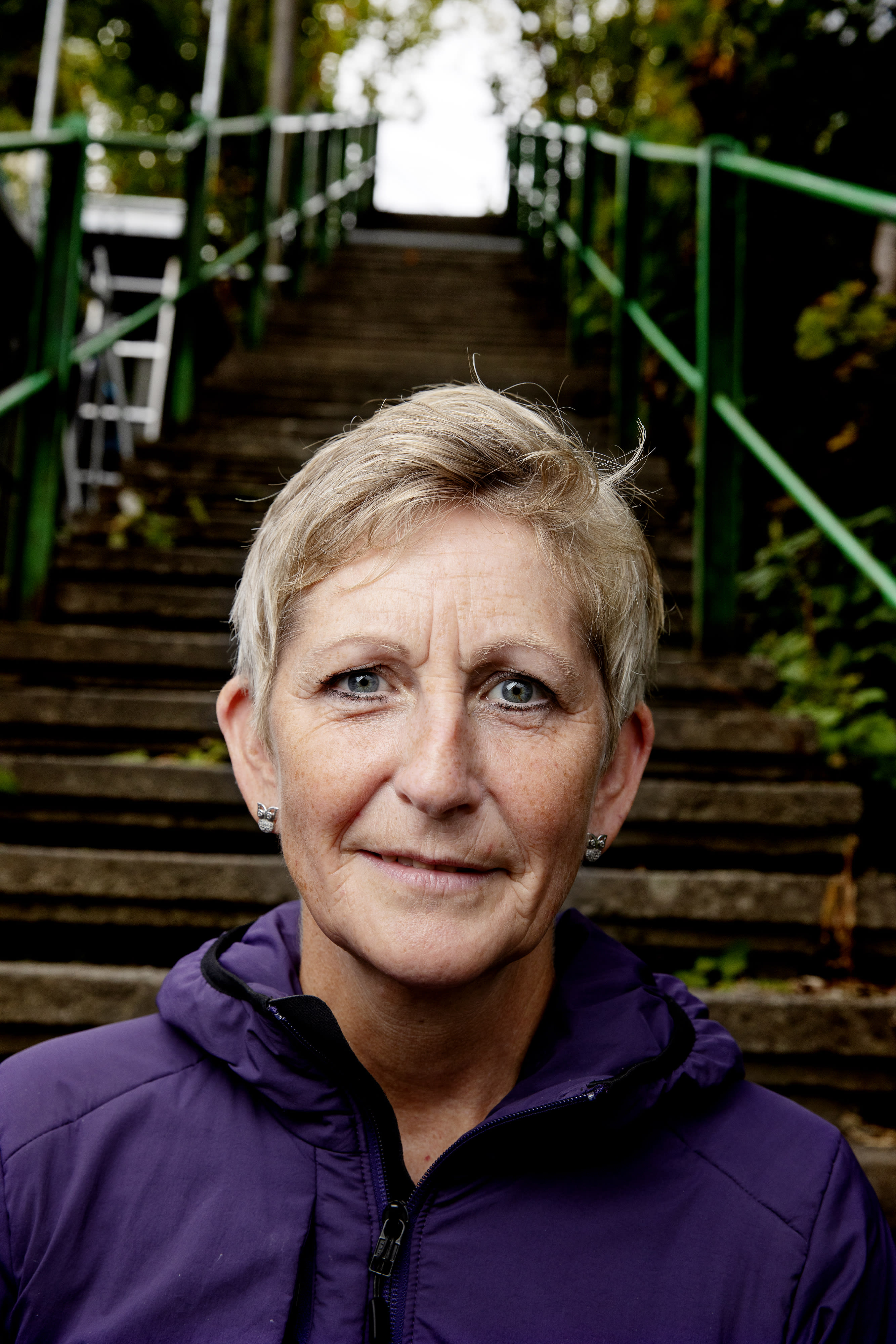 Hver julaften siden 2012 har Eva B. Ragde tatt en viktig telefon ...