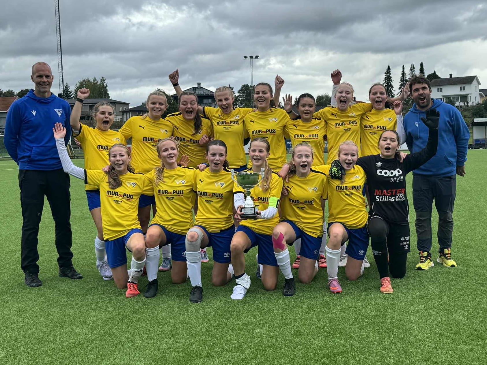 Se lagbildene fra Storsjöcupen