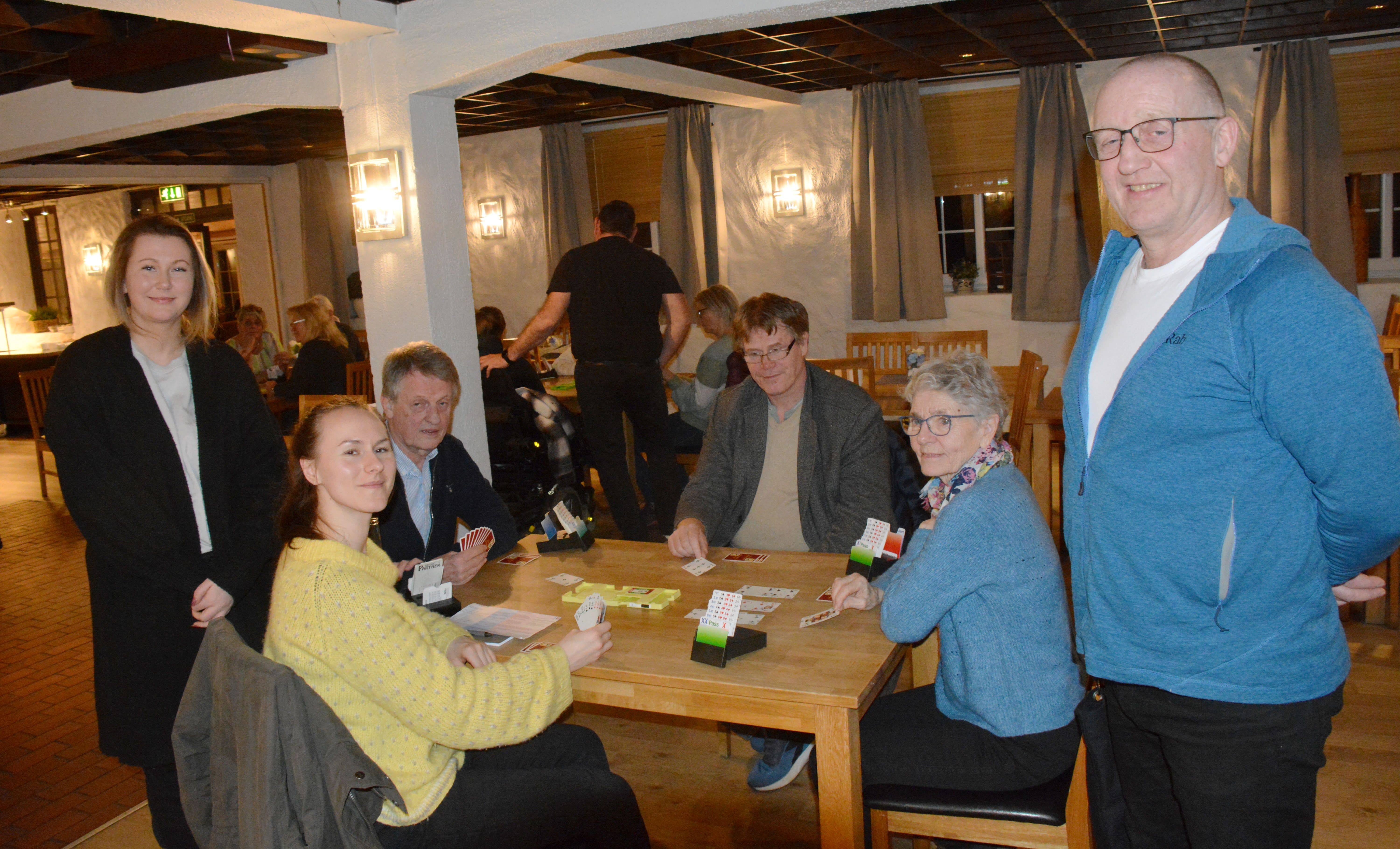 En må spille bridge, for livet er kort - gat.no