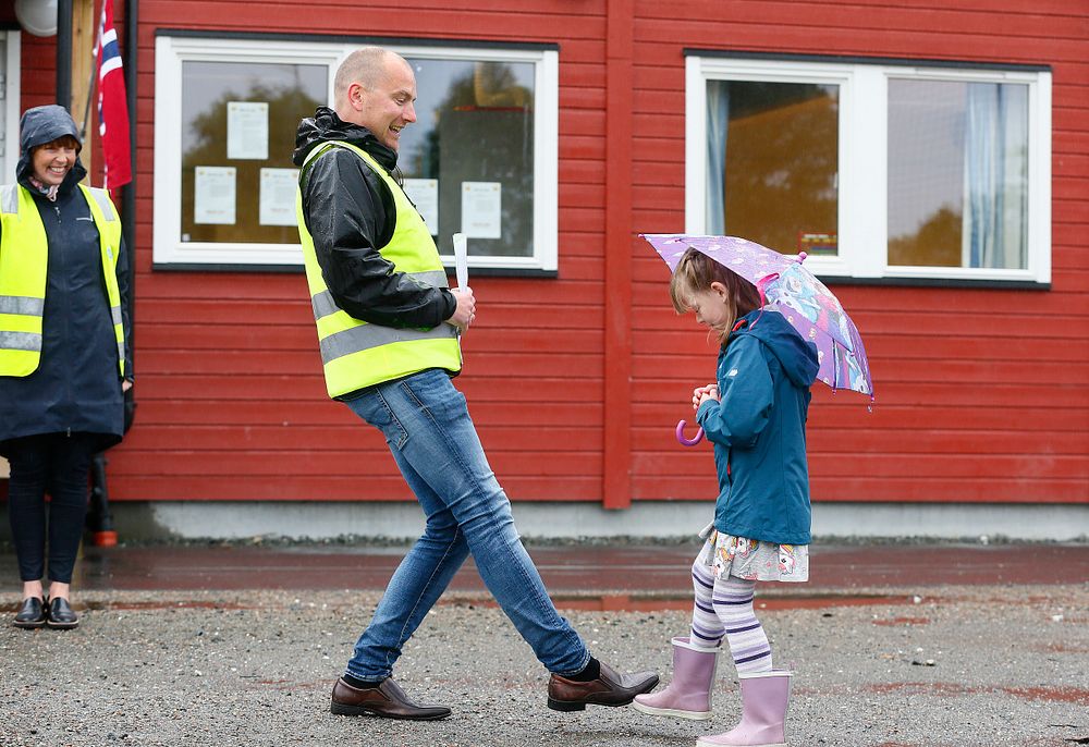 Vitser Om Skole For Barn Nye Gøyale Vitser For Barn 6 12 år