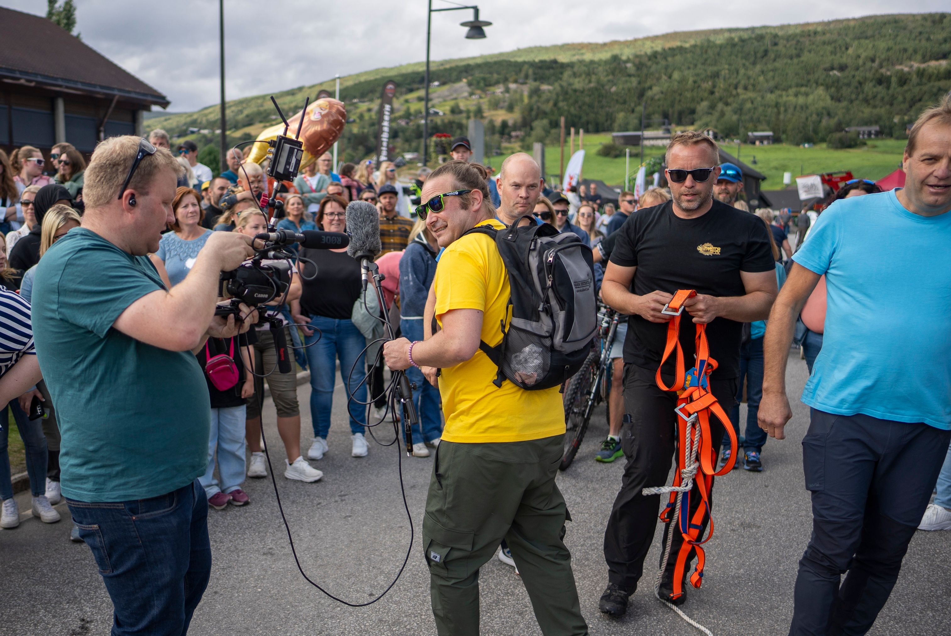 DIREKTE frå Traktorrock - sundag del I - fjuken.no