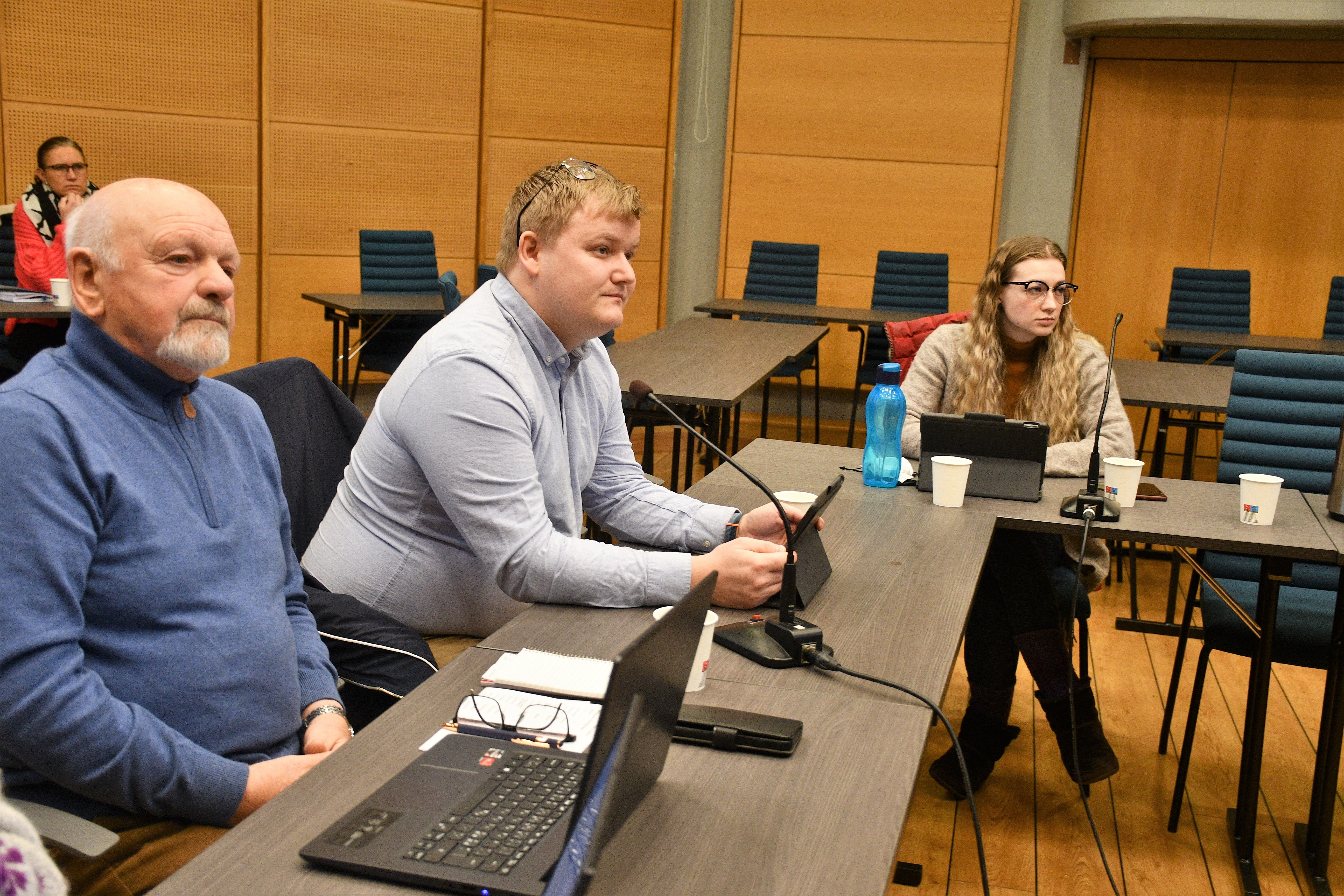 Mye forfall til kontrollutvalgets møter - gat.no