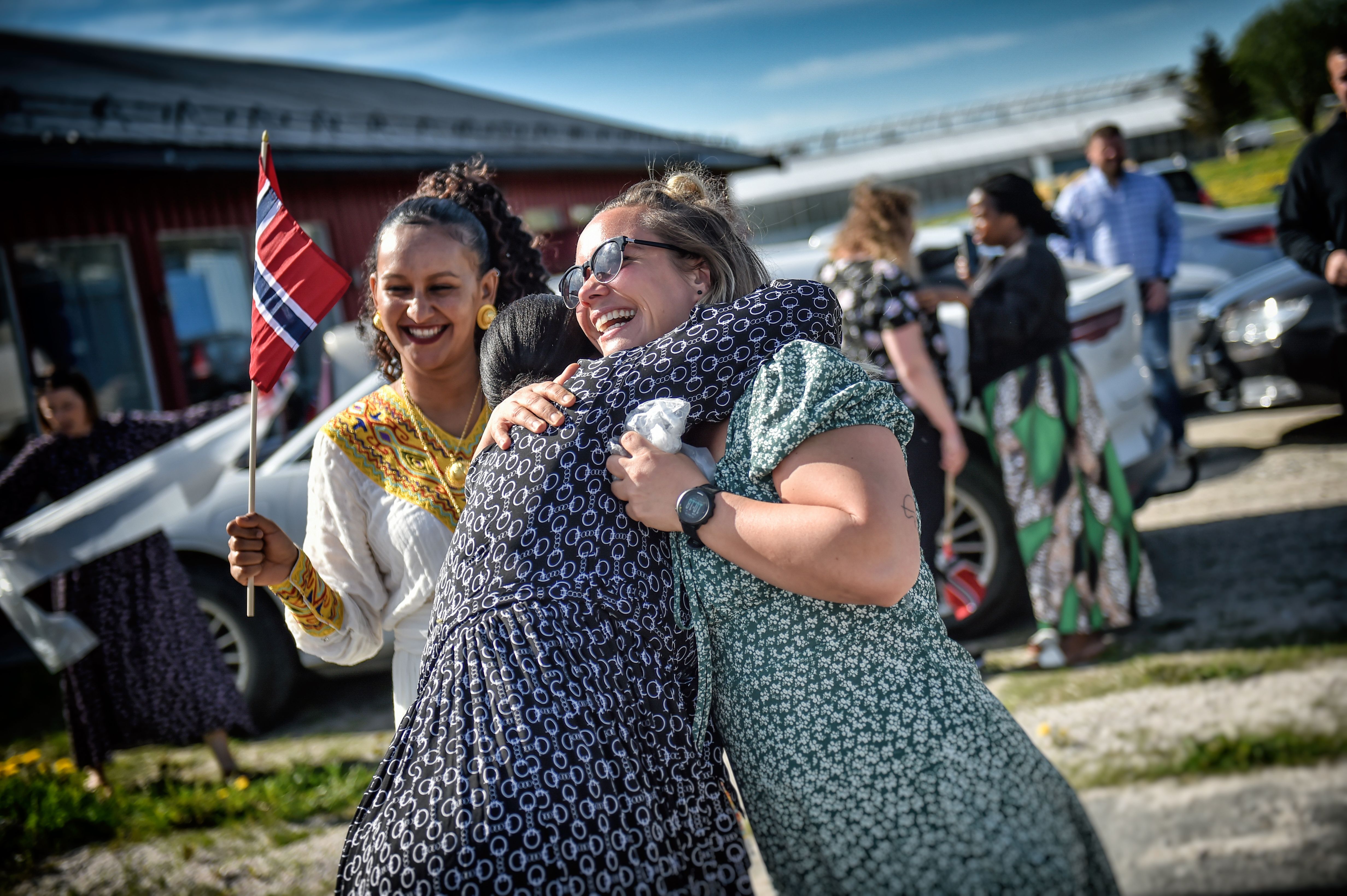 Samlet seg for å lære å feire 17. mai - hitra-froya.no