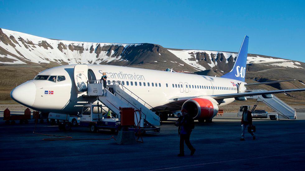 SAS-fly på vei til Svalbard måtte snu – hadde ikke gjennomført ...