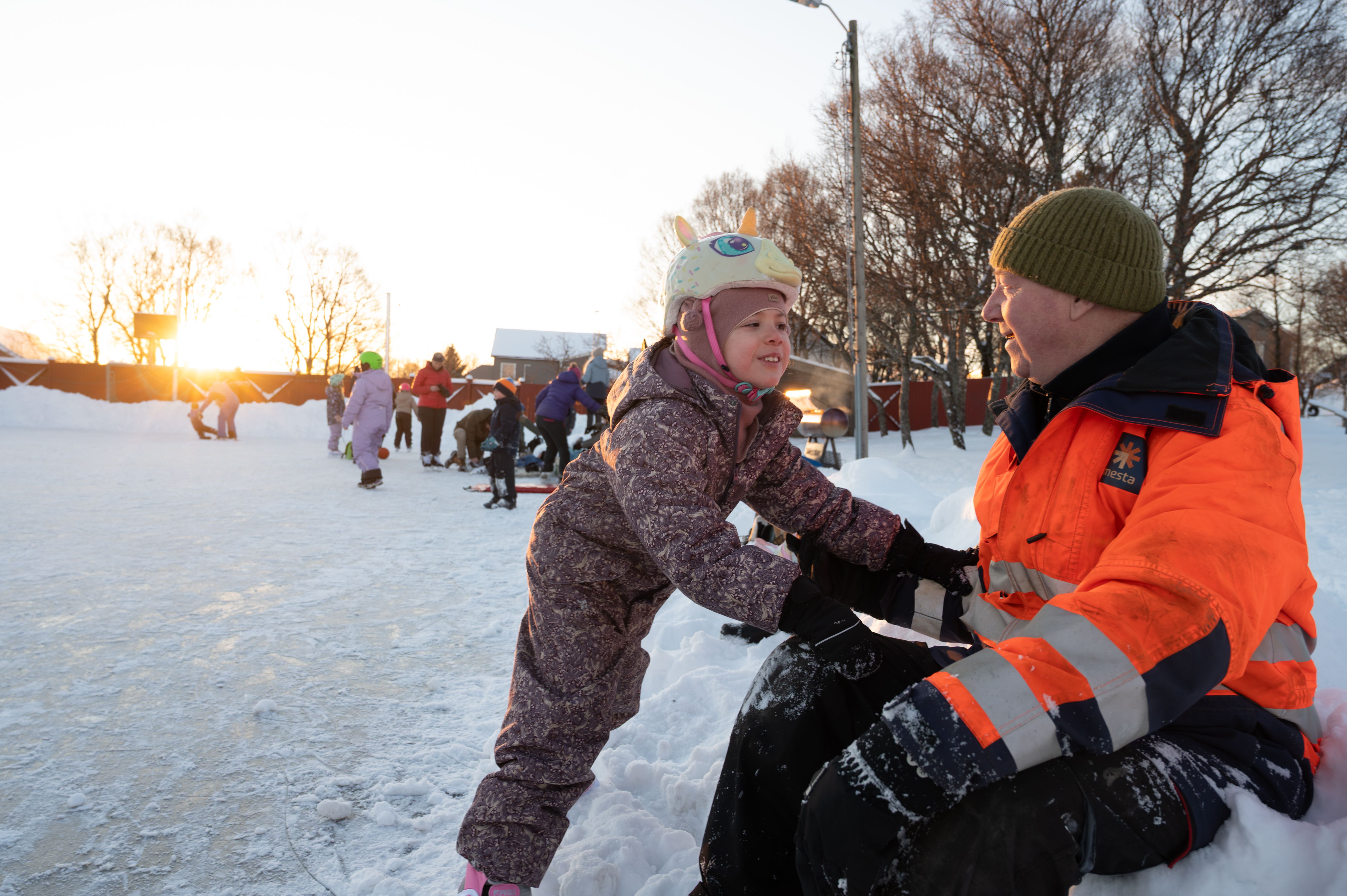Stina Marie (6) prøvde skøyter for andre gang - banett.no