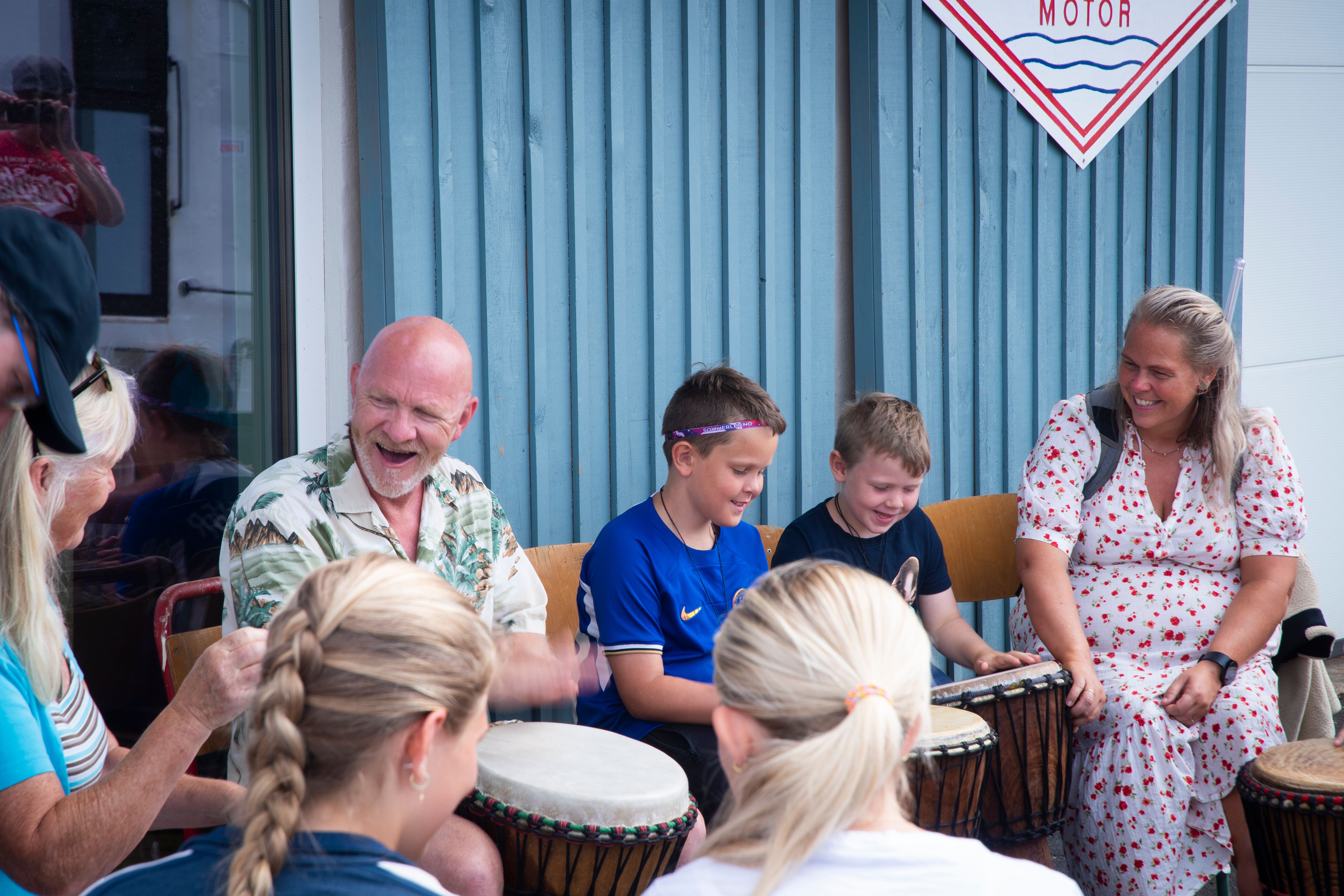 Trommer fra Afrika - l-a.no