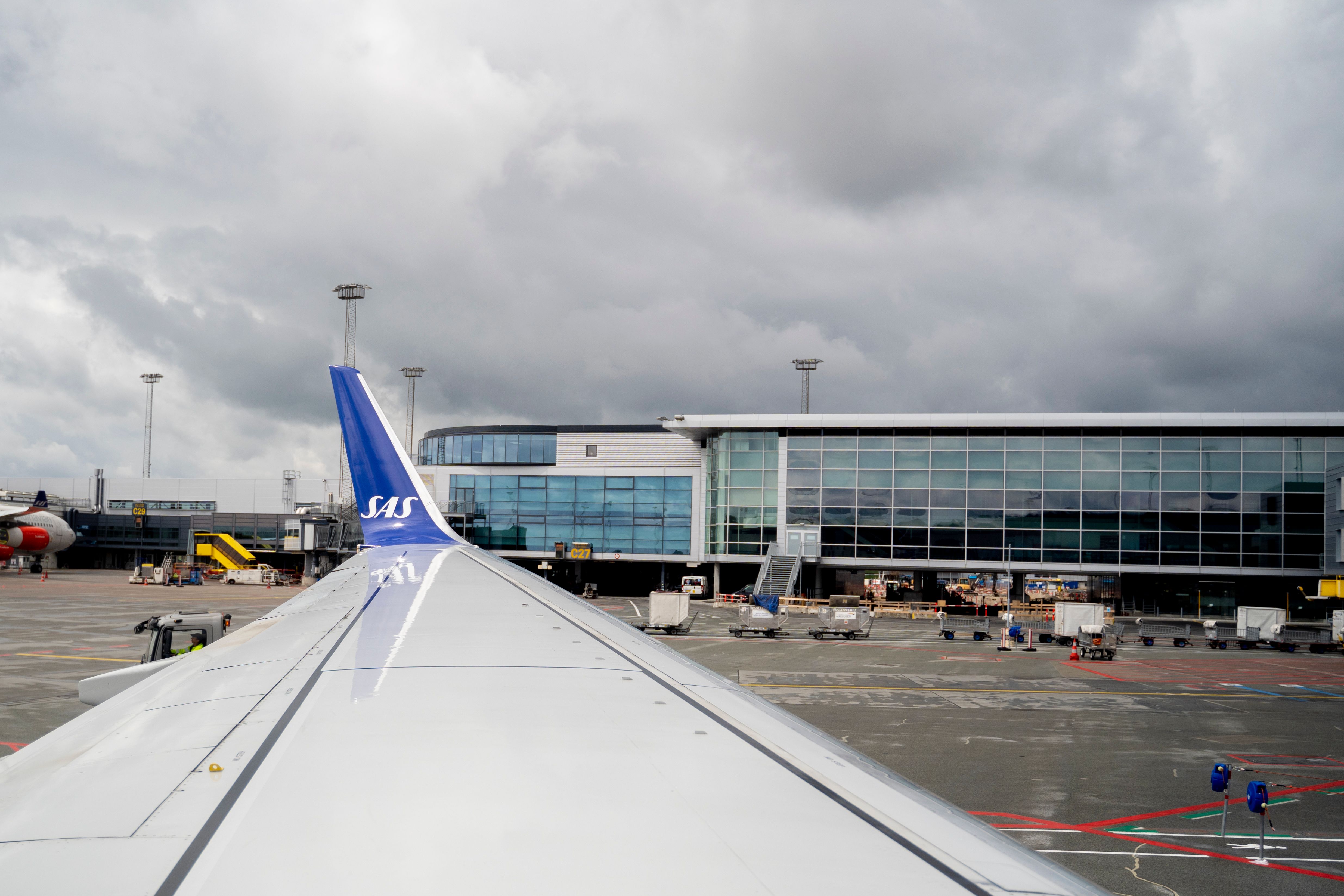 Over 70.000 flypassasjerer rammet av forsinkelser i København - adressa.no