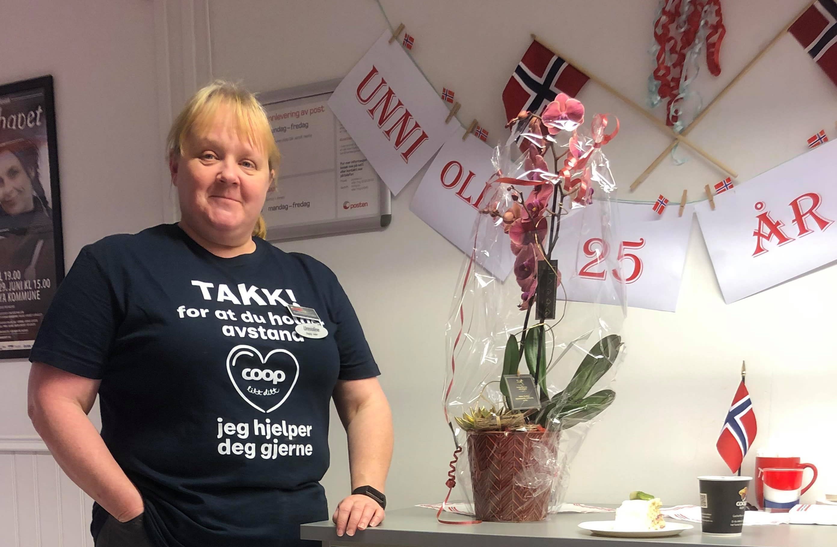 Unni feirer 25 år på Coop Mausund - avisafroya.no