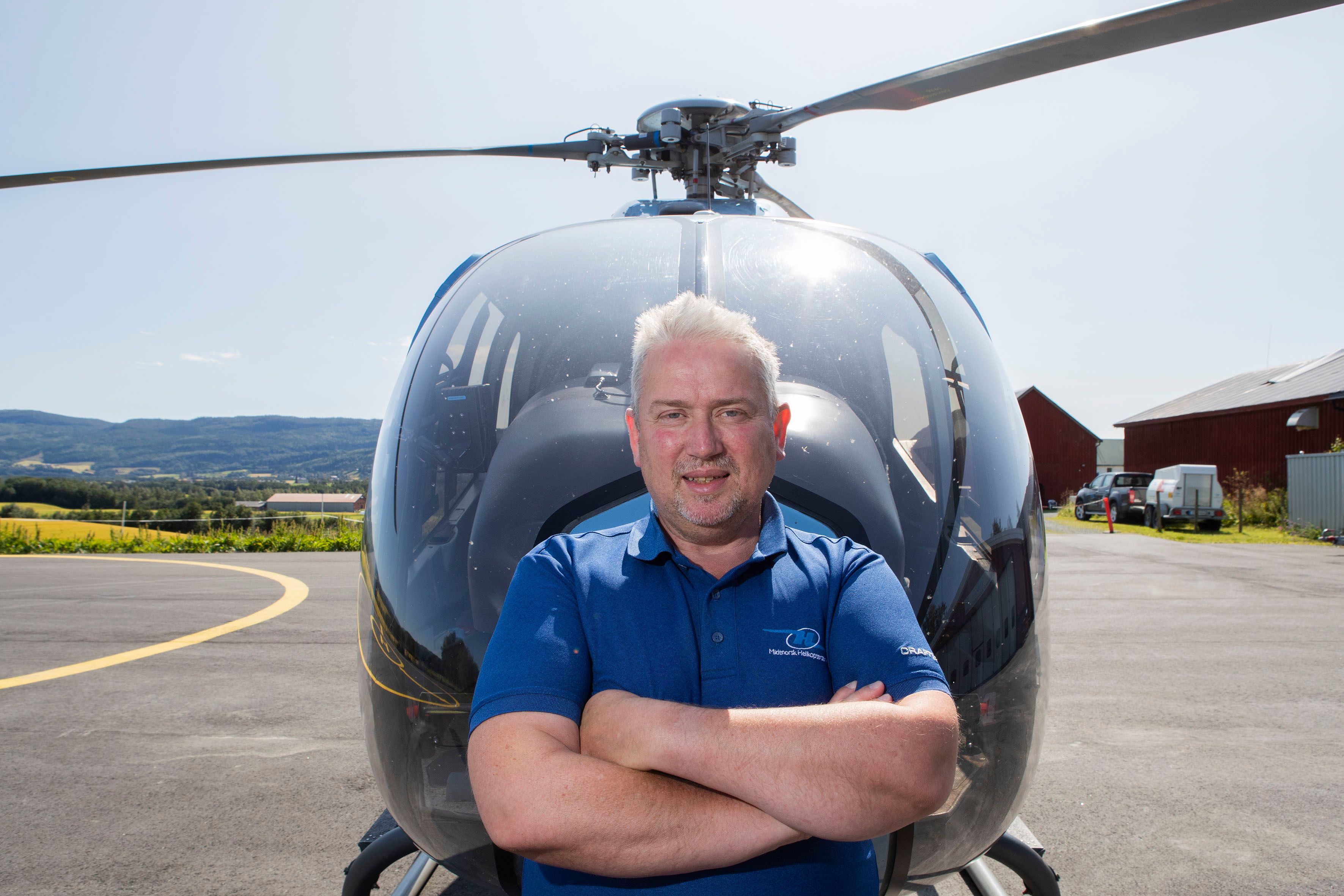Odd Arne pantsatte traktoren for å bli helikopterpilot - adressa.no