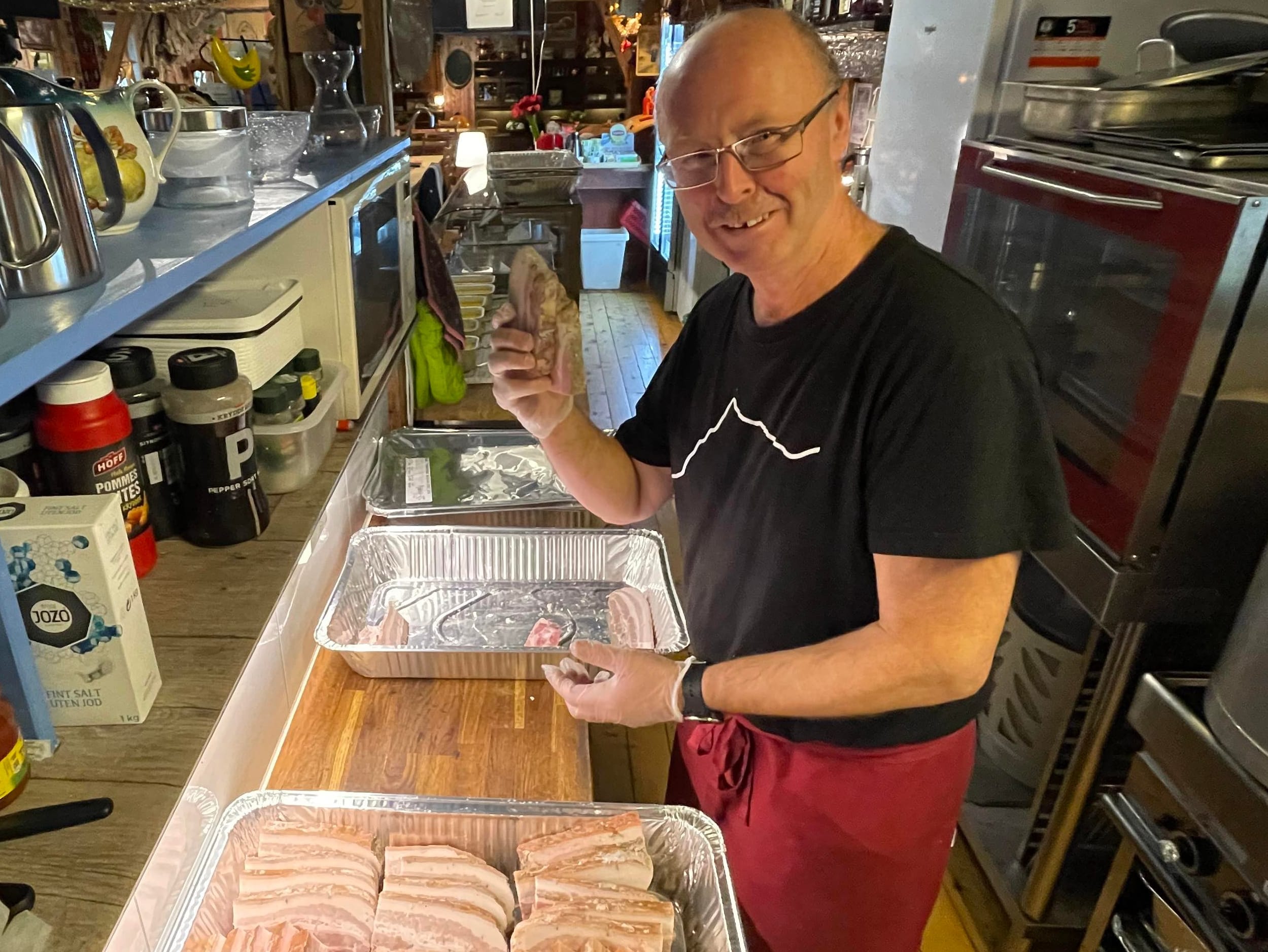 Bygde om fjøsen til restaurant - smp.no