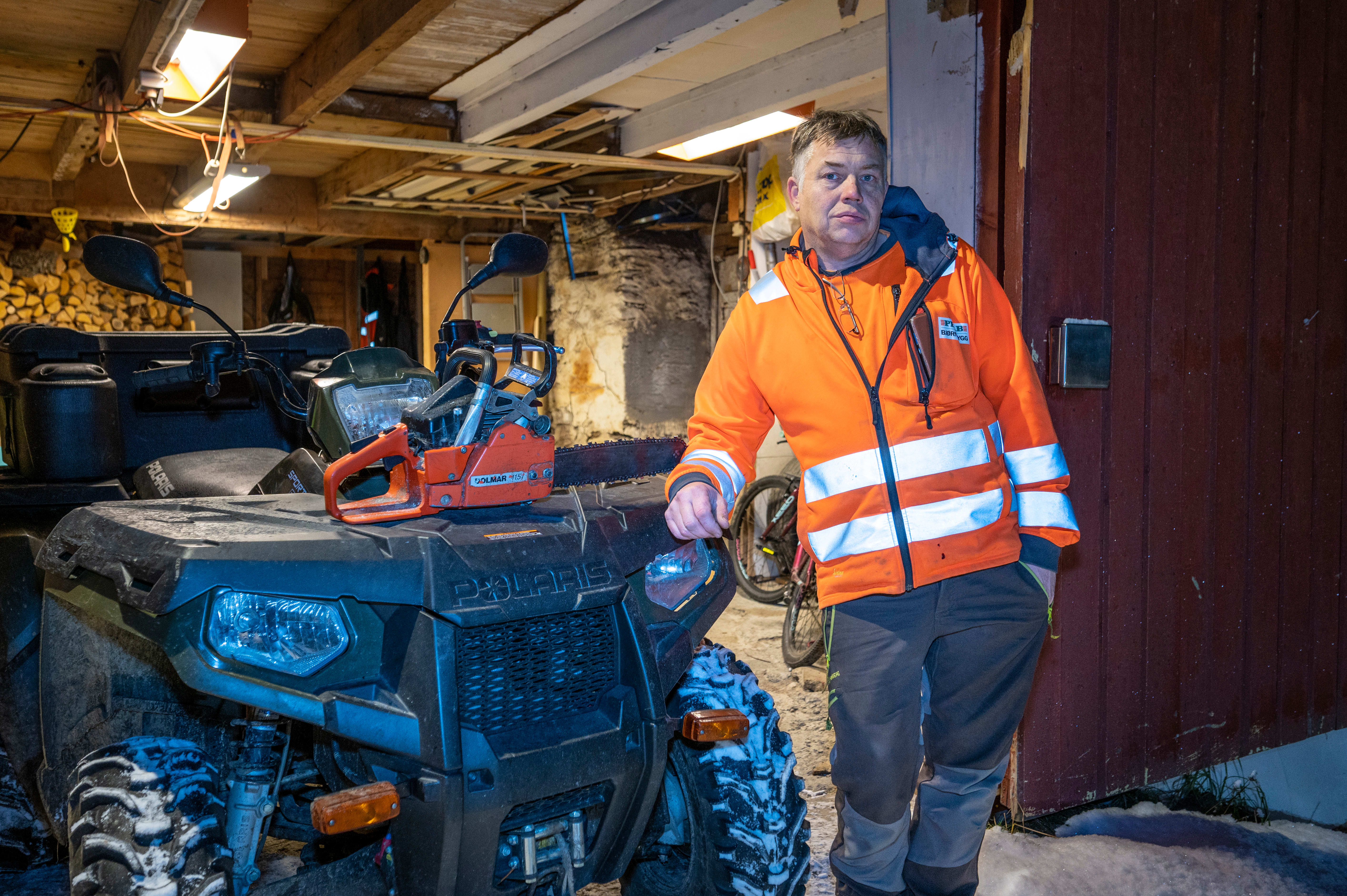 Nektes å hente ved med ATV i egen skog: – Helt sinnssykt - folkebladet.no