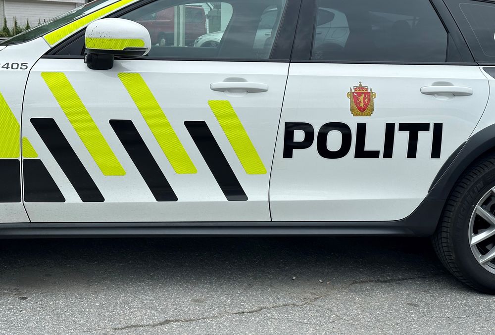 Suste inn i Kvivstunnelen - vart stoppa av UP - fjordabladet.no Suste inn i Kvivstunnelen - vart stoppa av UP - fjordabladet.no