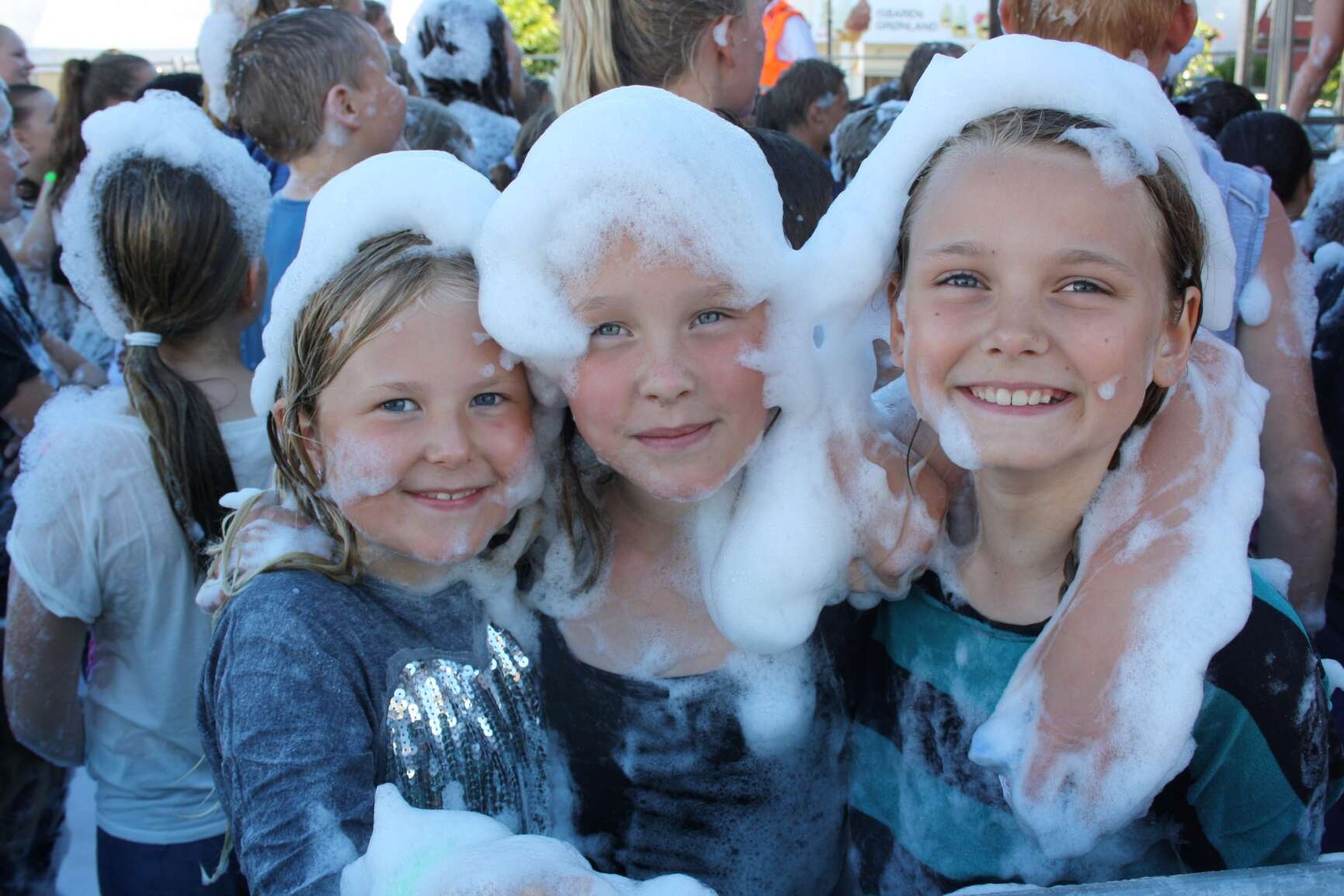 Populært skumparty - lp.no