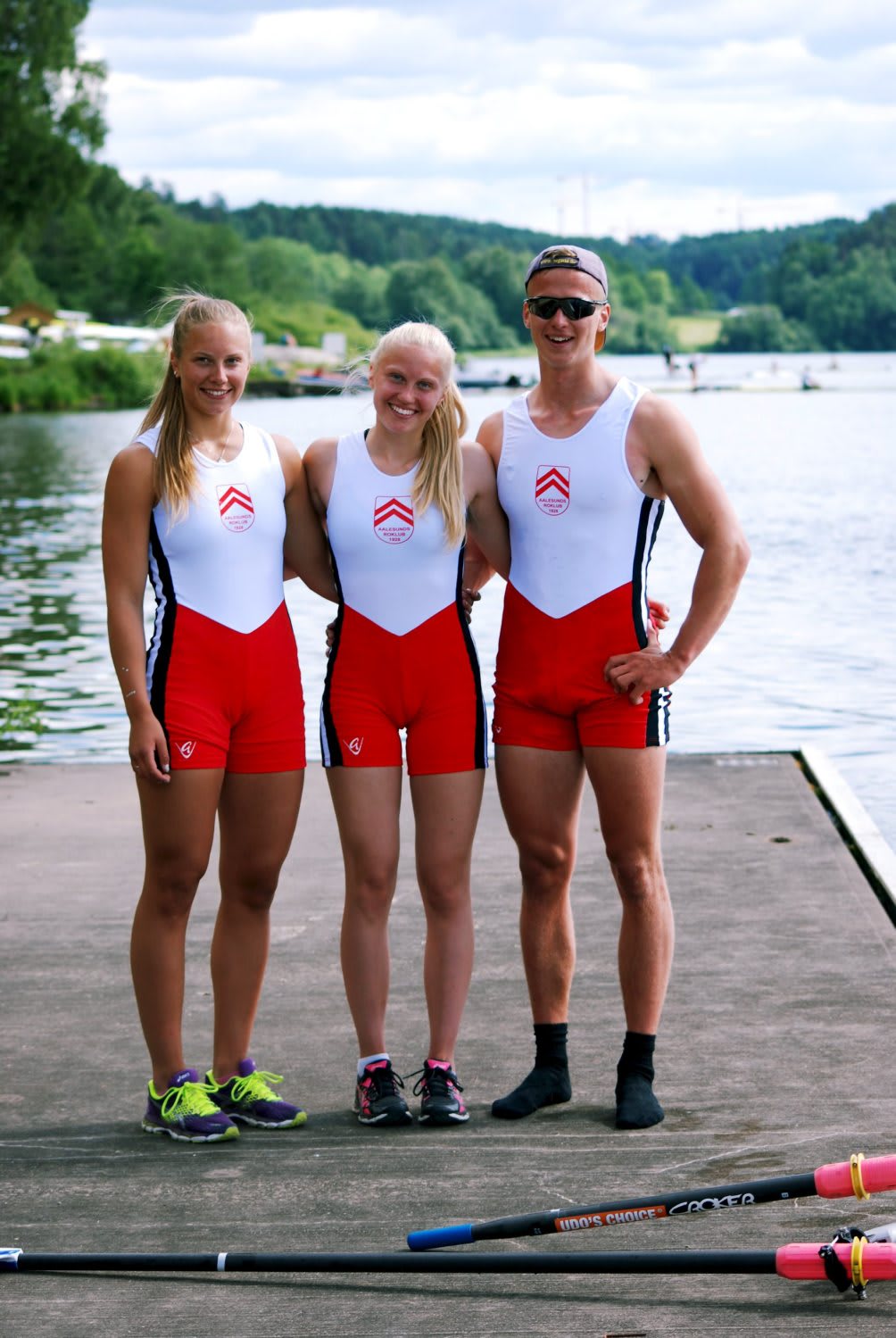 Søskentrioen ror så det fosser om baugen - smp.no