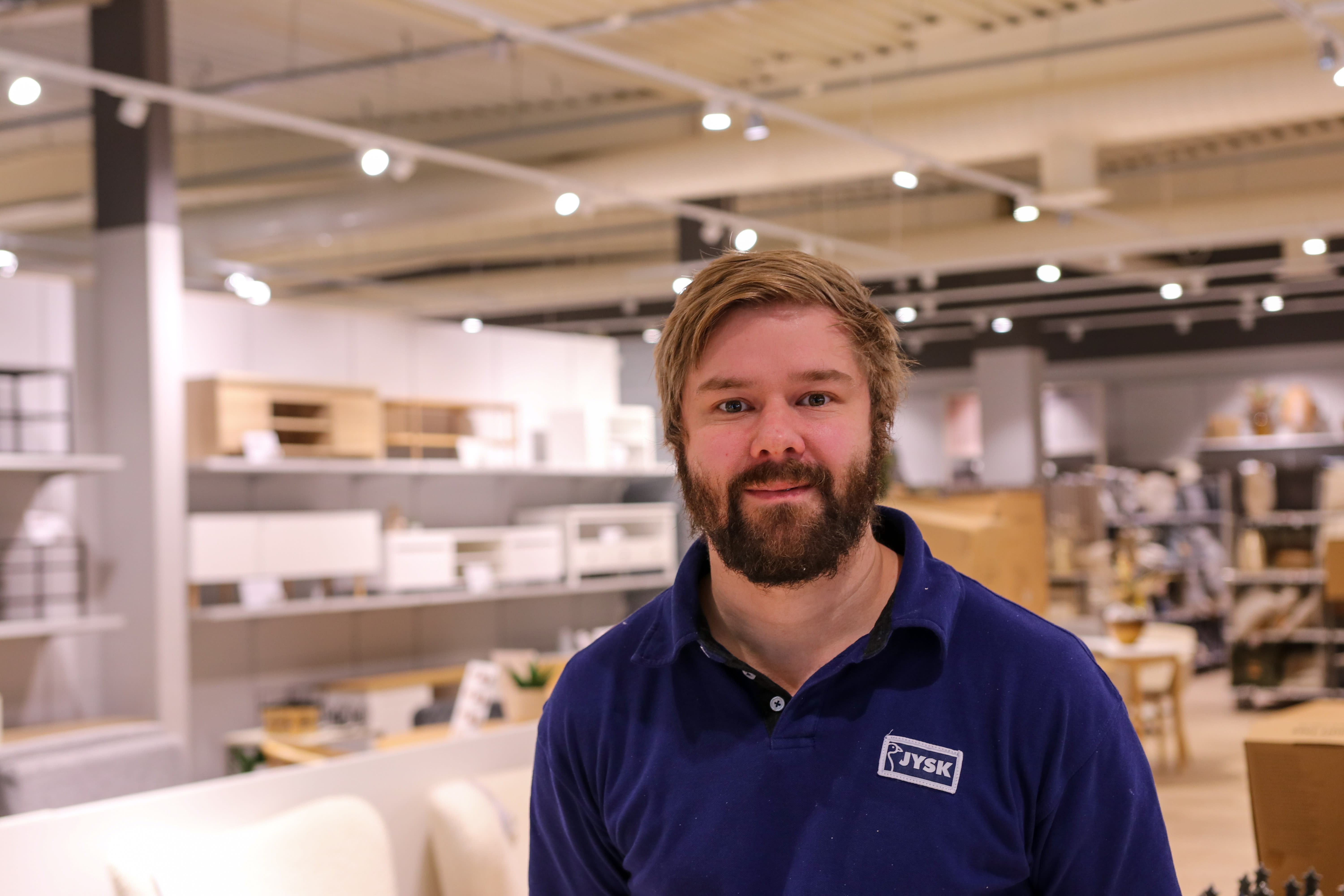 Marcus (33) har tatt over roret på Heiane - sunnhordland.no