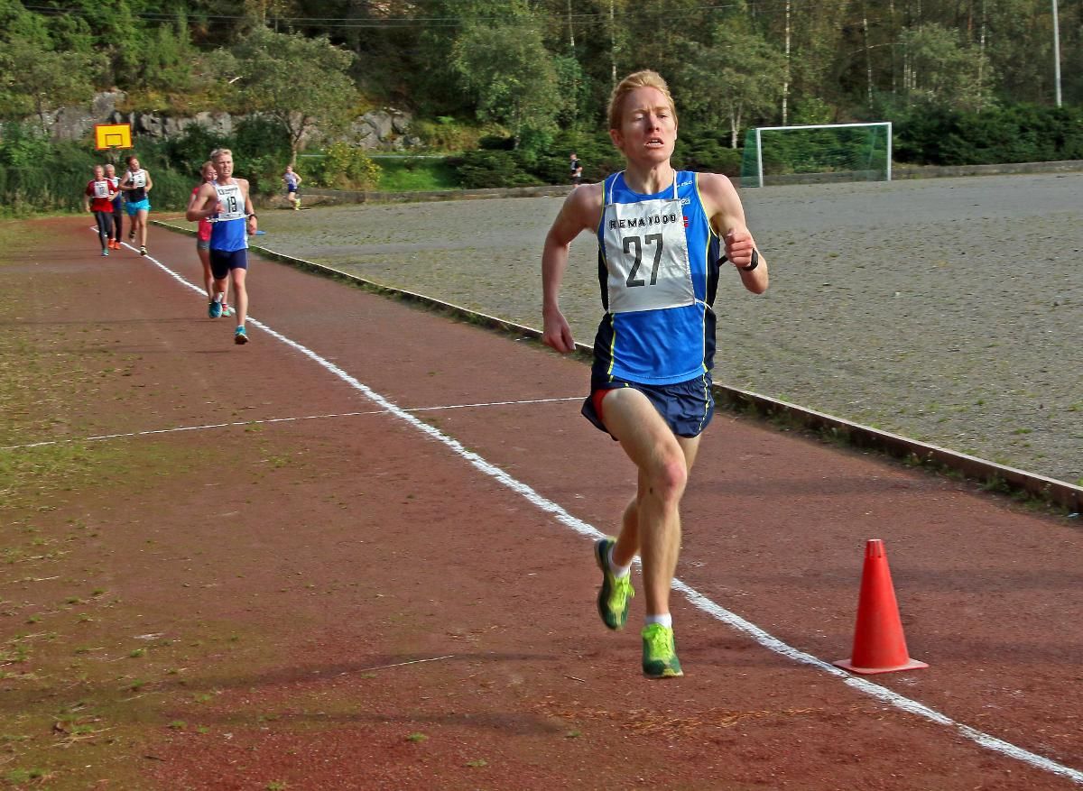 Satsar på ny pers og debut på 10.000 meter - strilen.no