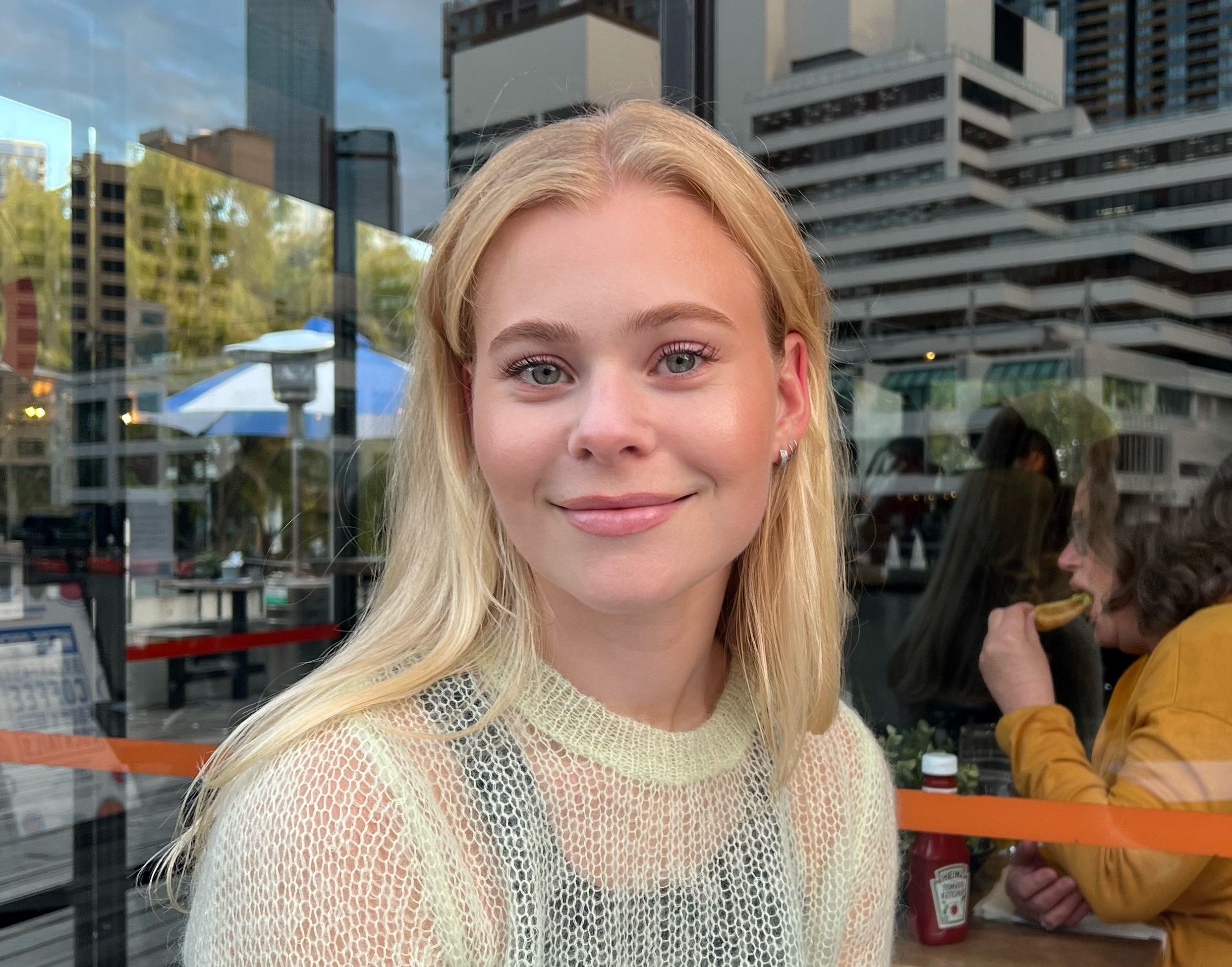 Hun er NRKs nye journalist i Harstad - ht.no
