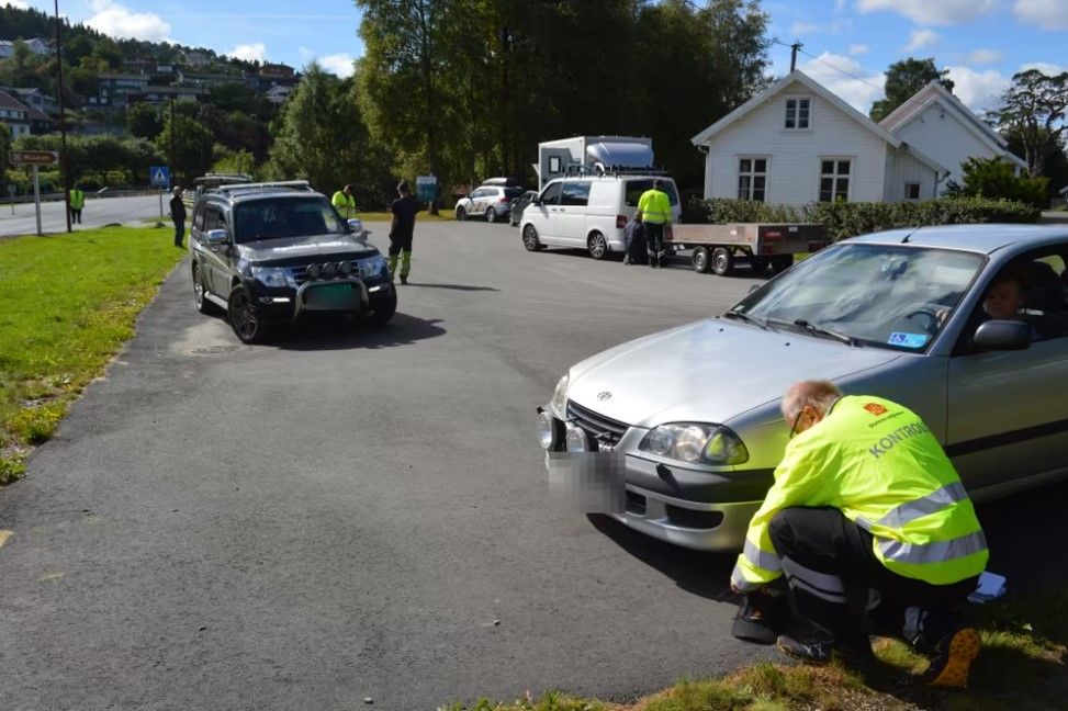 Kontrollerte flere kjøretøy - lister24.no