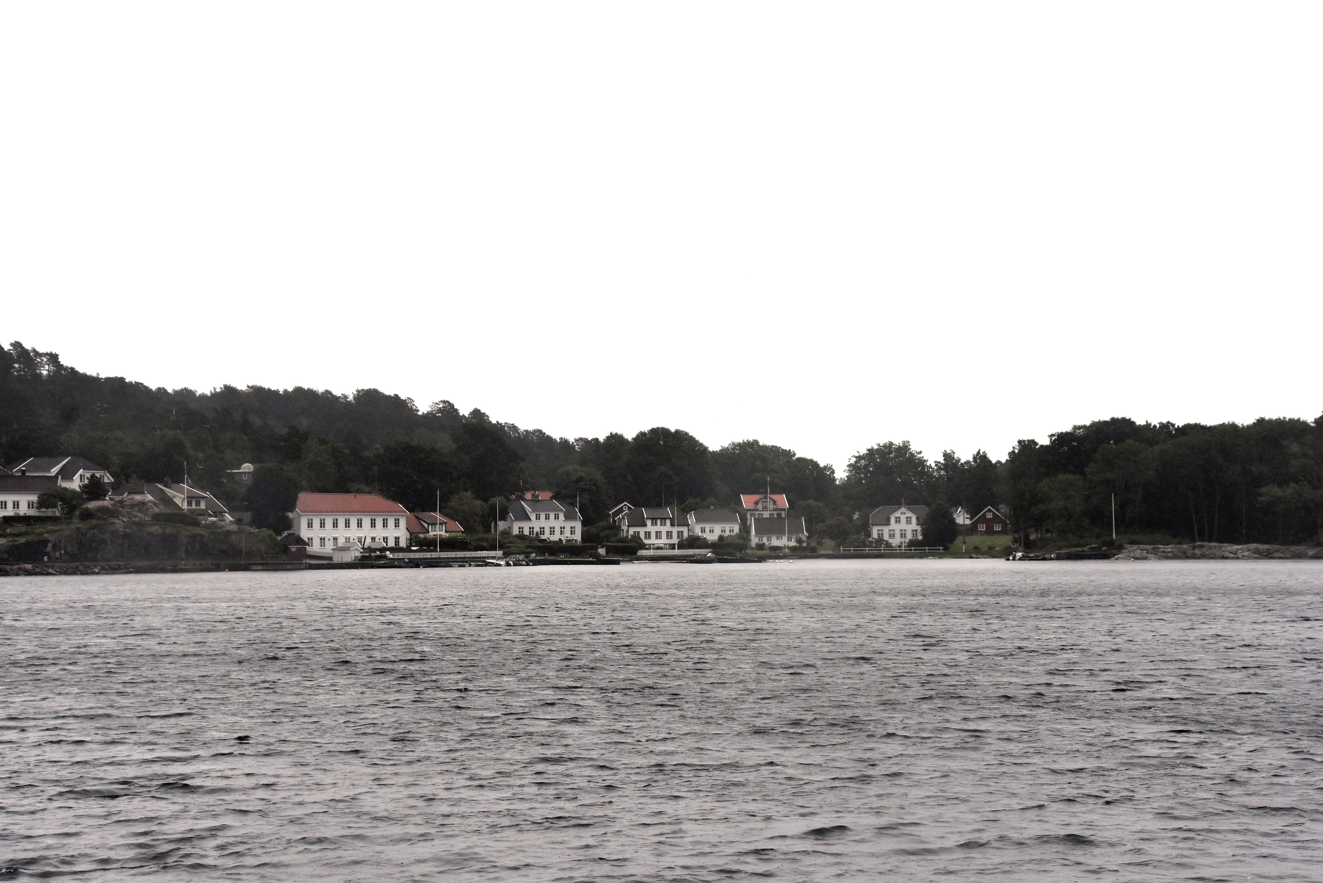 Luke 5: En skikkelse viser seg over Grimstad - gat.no