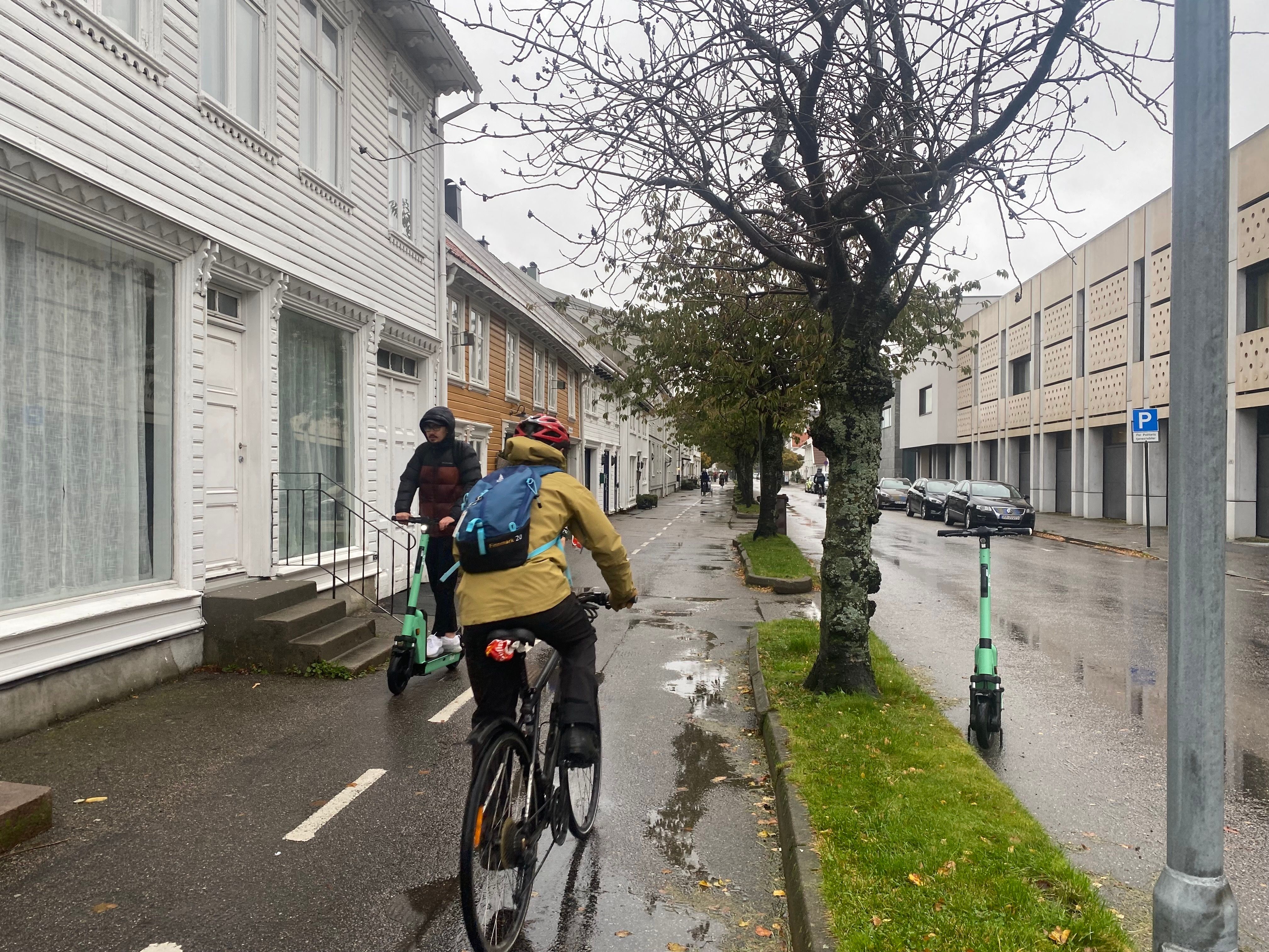Byens sykkel­gate er den aller skumleste å sykle i - fvn.no