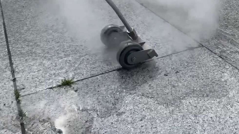 "Luking" på Per Bolstad plass - fjordingen.no