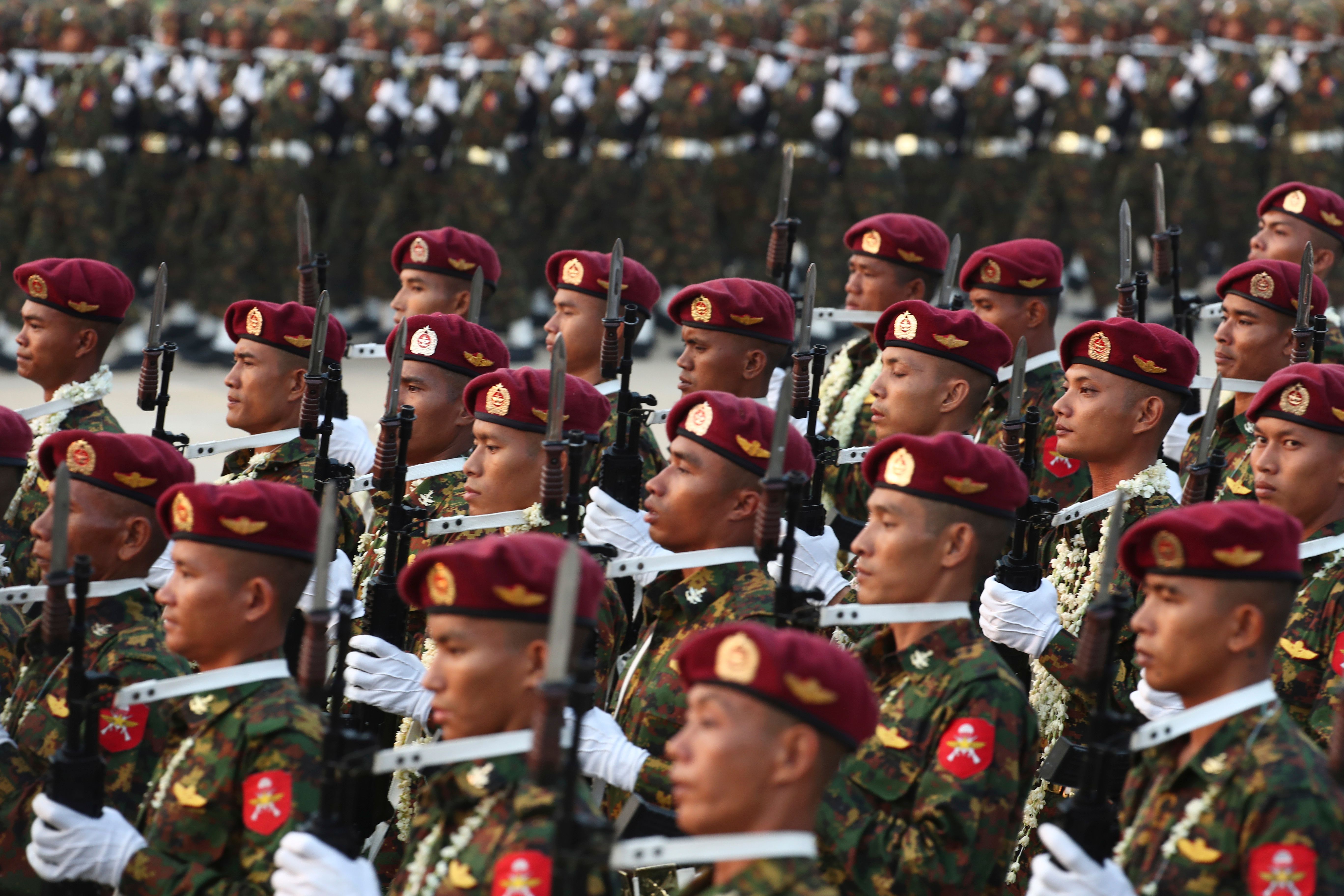 Juntaen i Myanmar blir stadig mer desperat, ifølge FN-ekspert - adressa.no