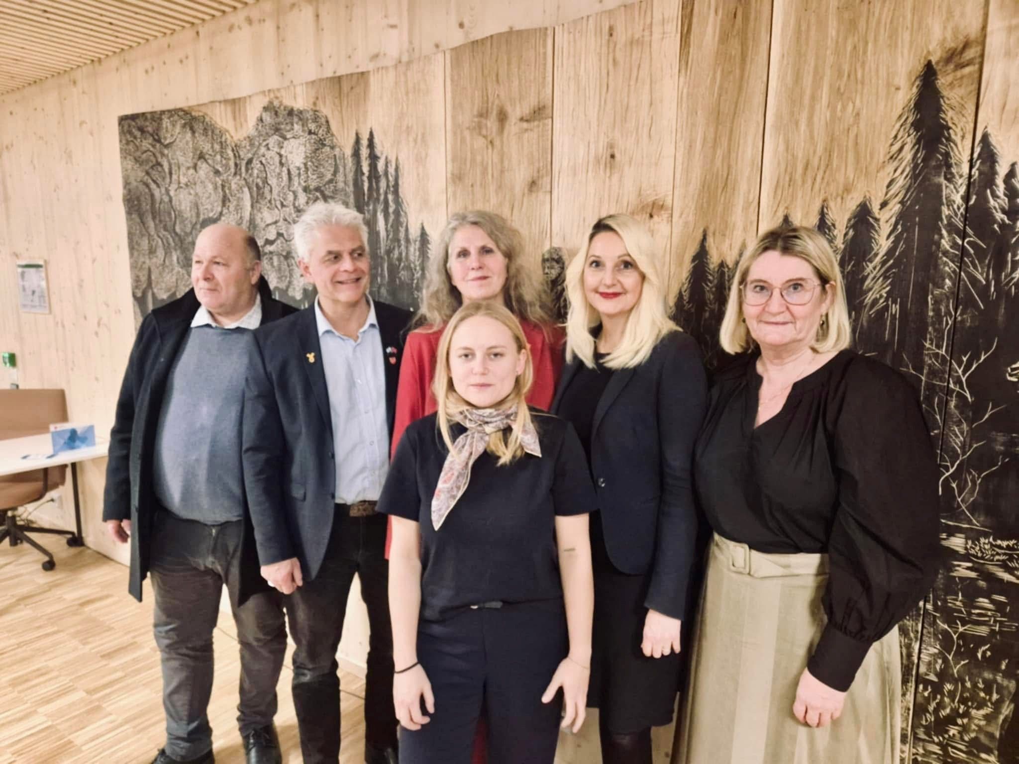 En uryddig og rotete prosess - agderposten.no