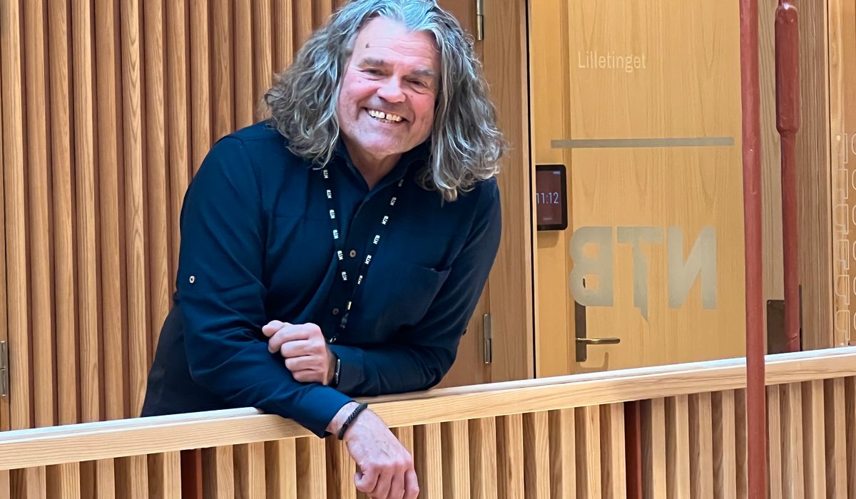 For Jan Inge Fardal er det heilt naturleg å by på seg sjølv ... For Jan Inge Fardal er det heilt naturleg å by på seg sjølv ...