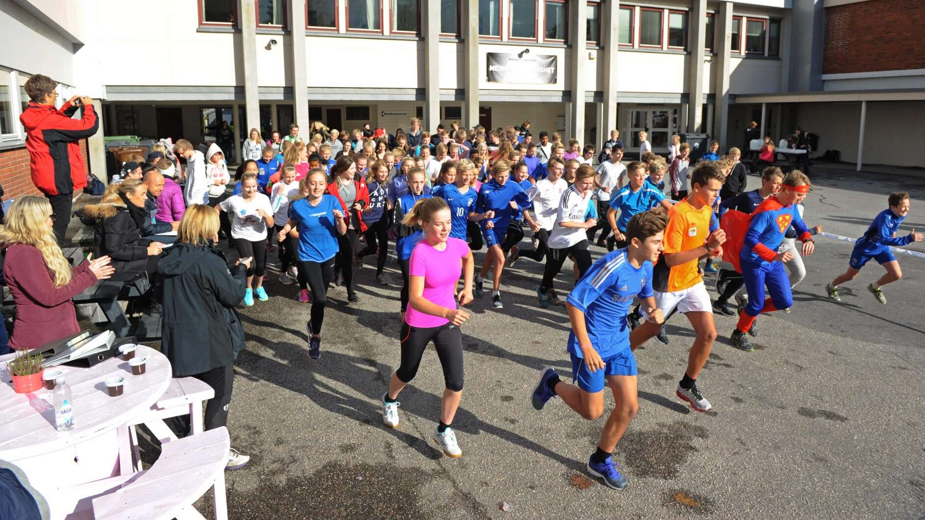 500 løp for Kambodsja - venneslatidende.no