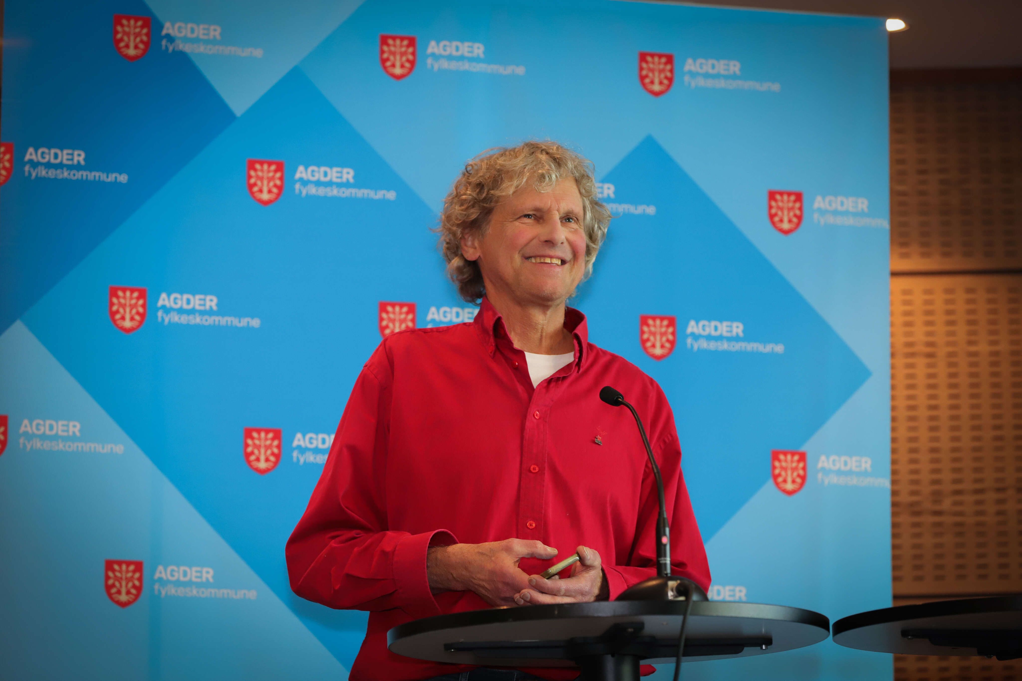 Vi har mye penger i dette landet, men det tillater ikke oss politikere ...
